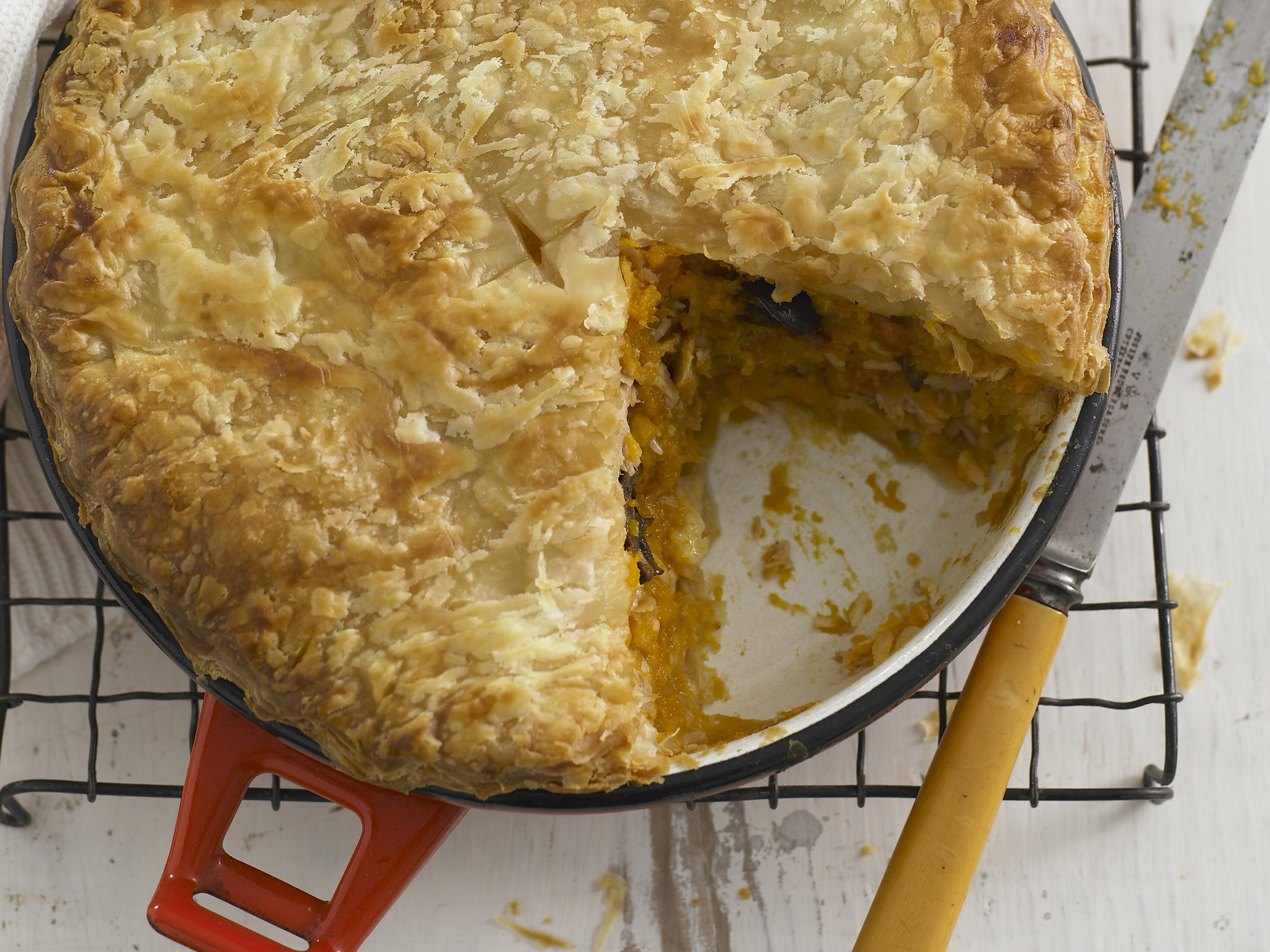 Pumpkin and tuna pie | Women's Weekly Food