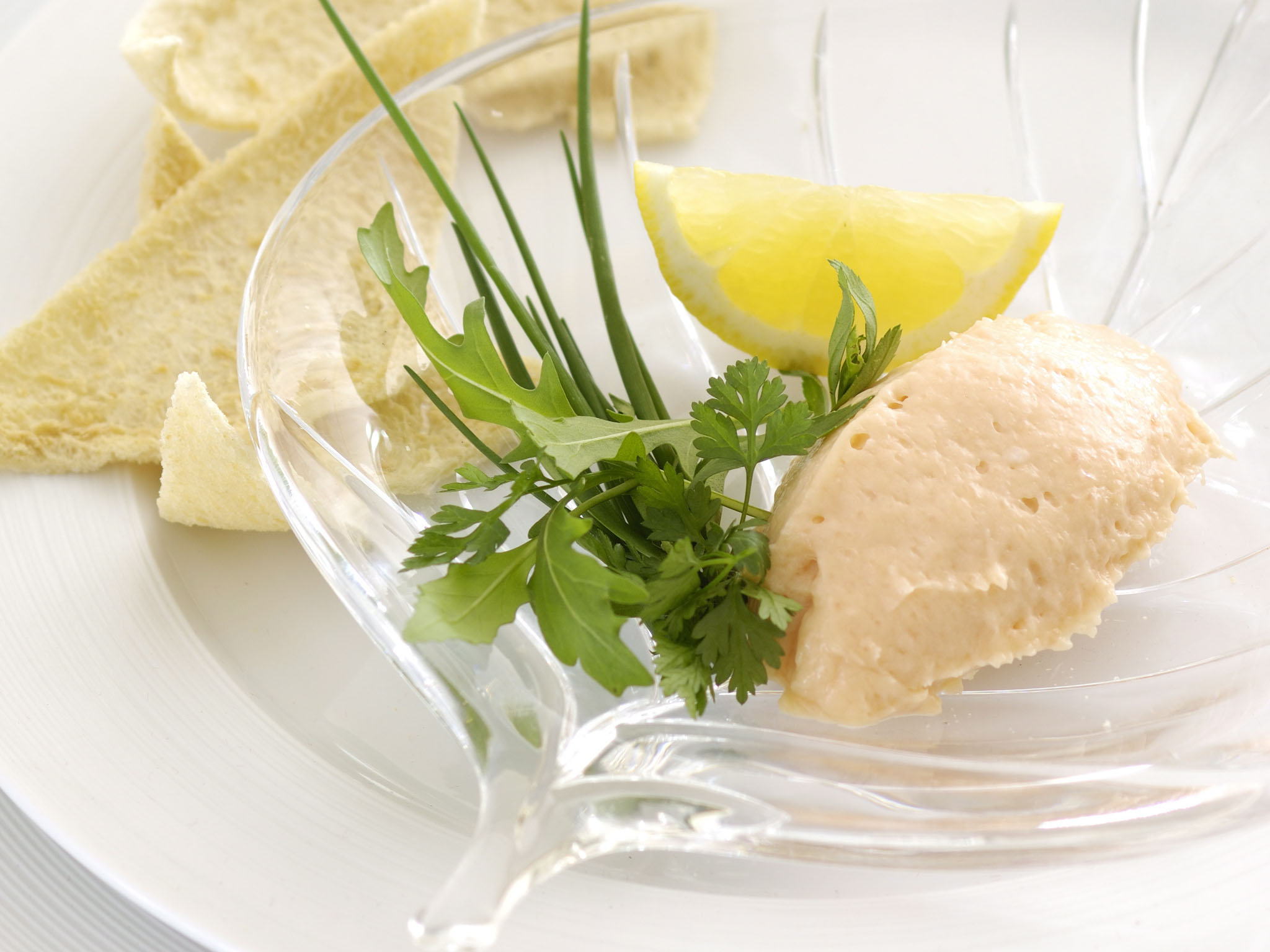 Smoked salmon mousse with melba toast | Women's Weekly Food