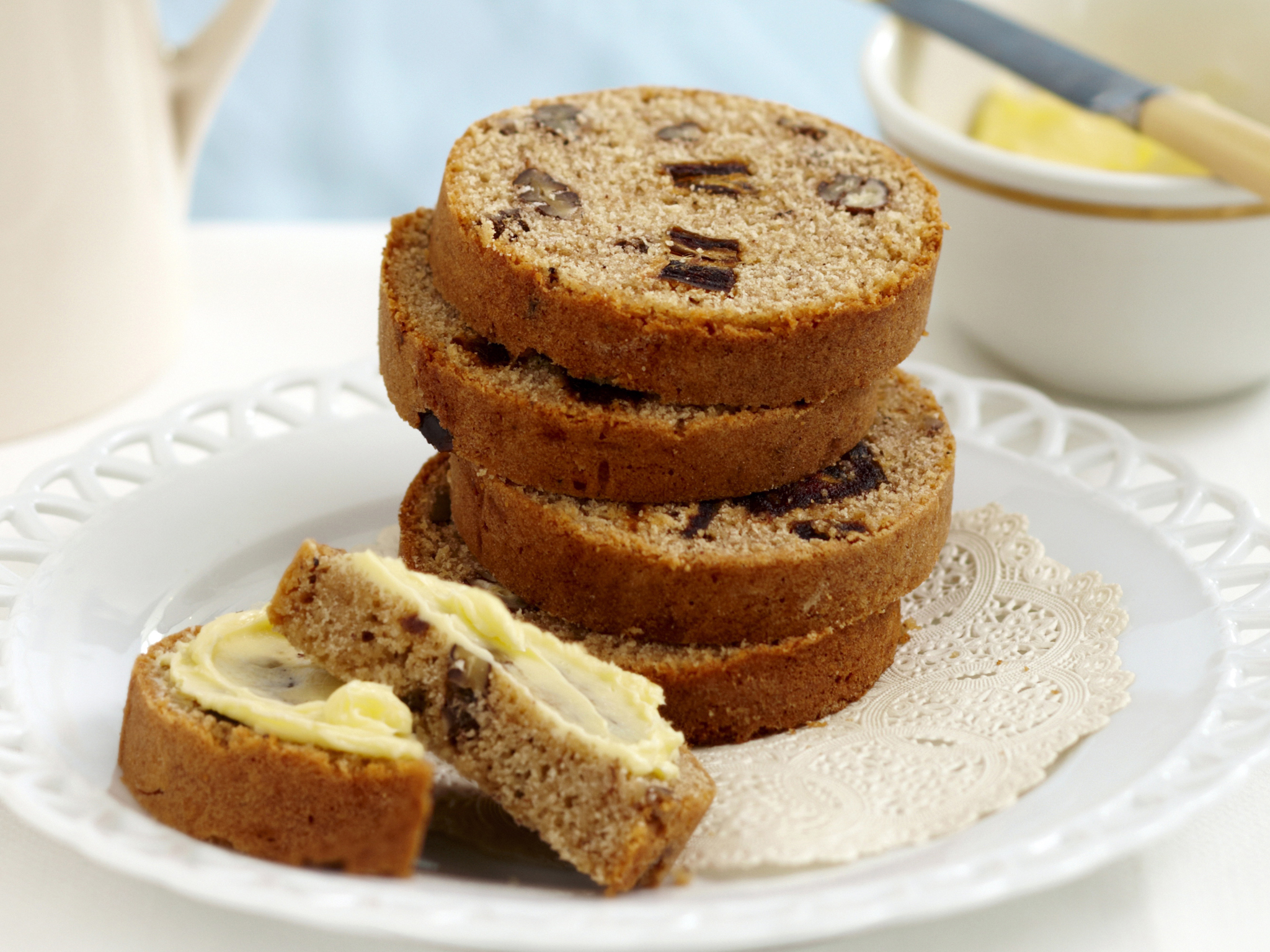 How to bake with a nut roll tin | Women's Weekly Food