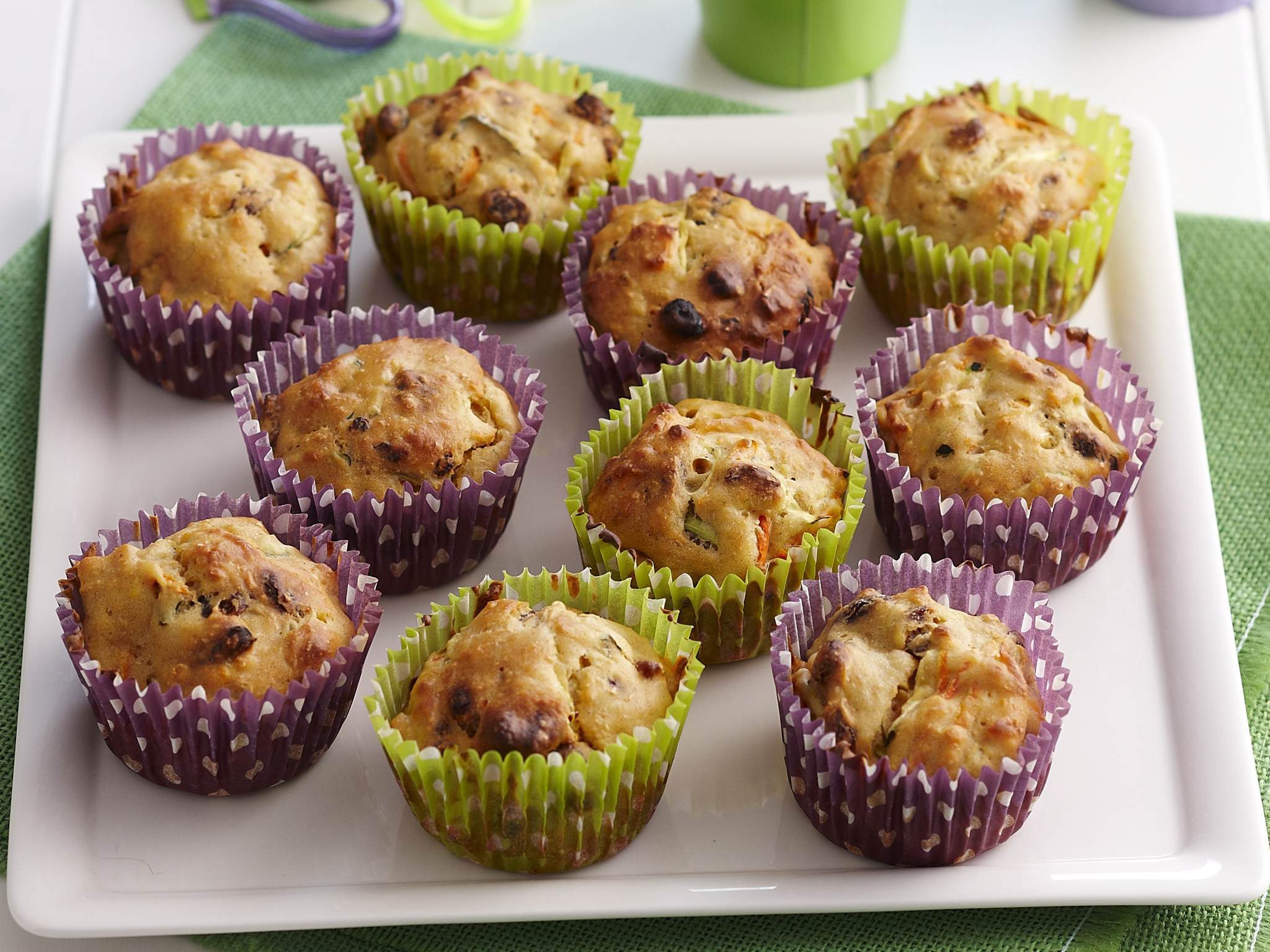 Sugar-free sultana muffins | Women's Weekly Food