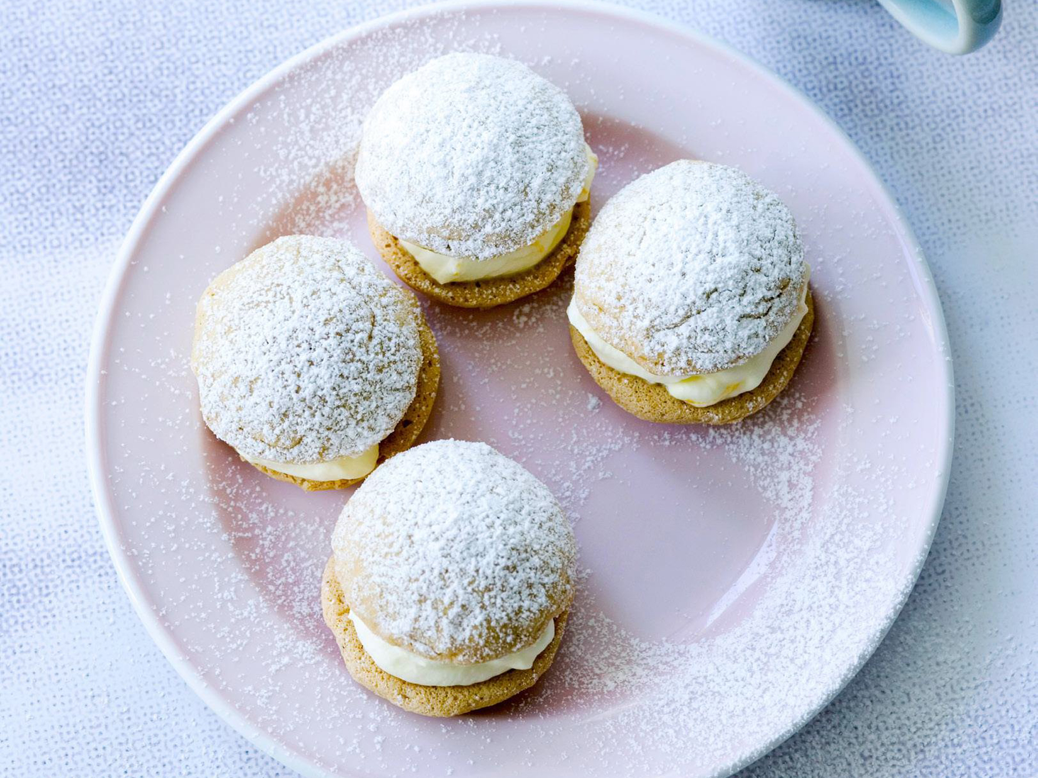 Ginger powder puffs | Women's Weekly Food