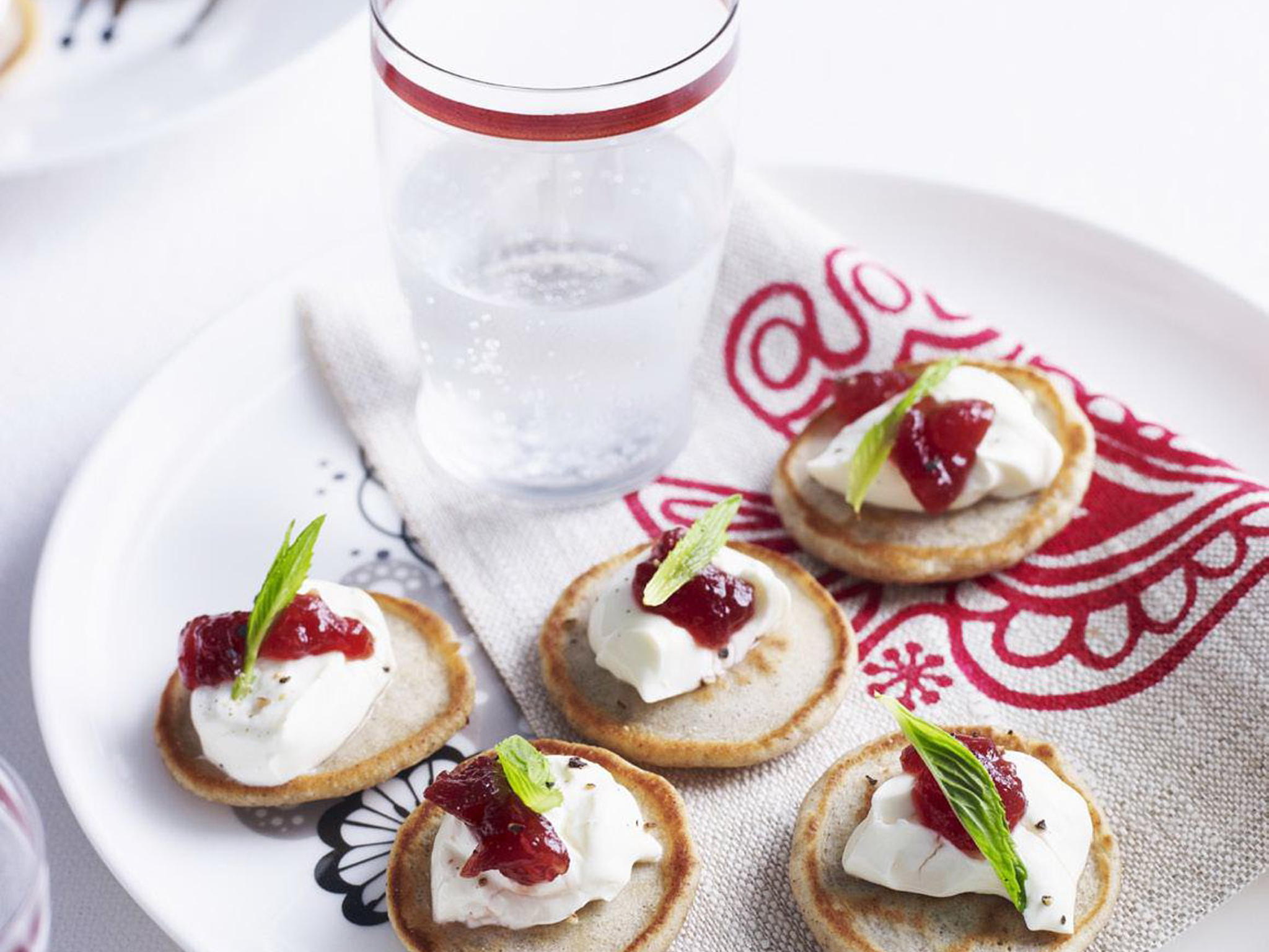 Blinis with goat's cheese | Women's Weekly Food