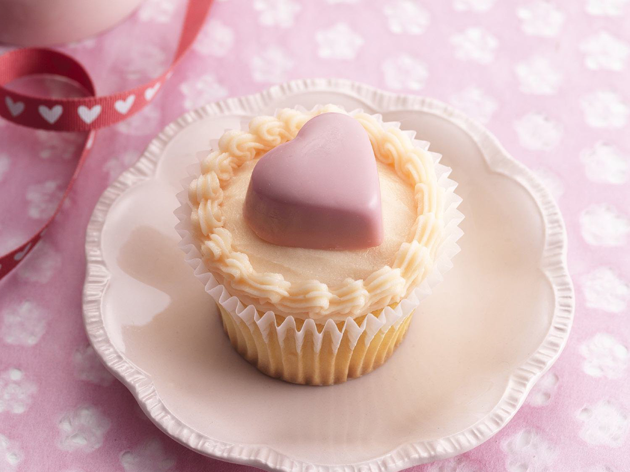 White chocolate truffle hearts | Women's Weekly Food