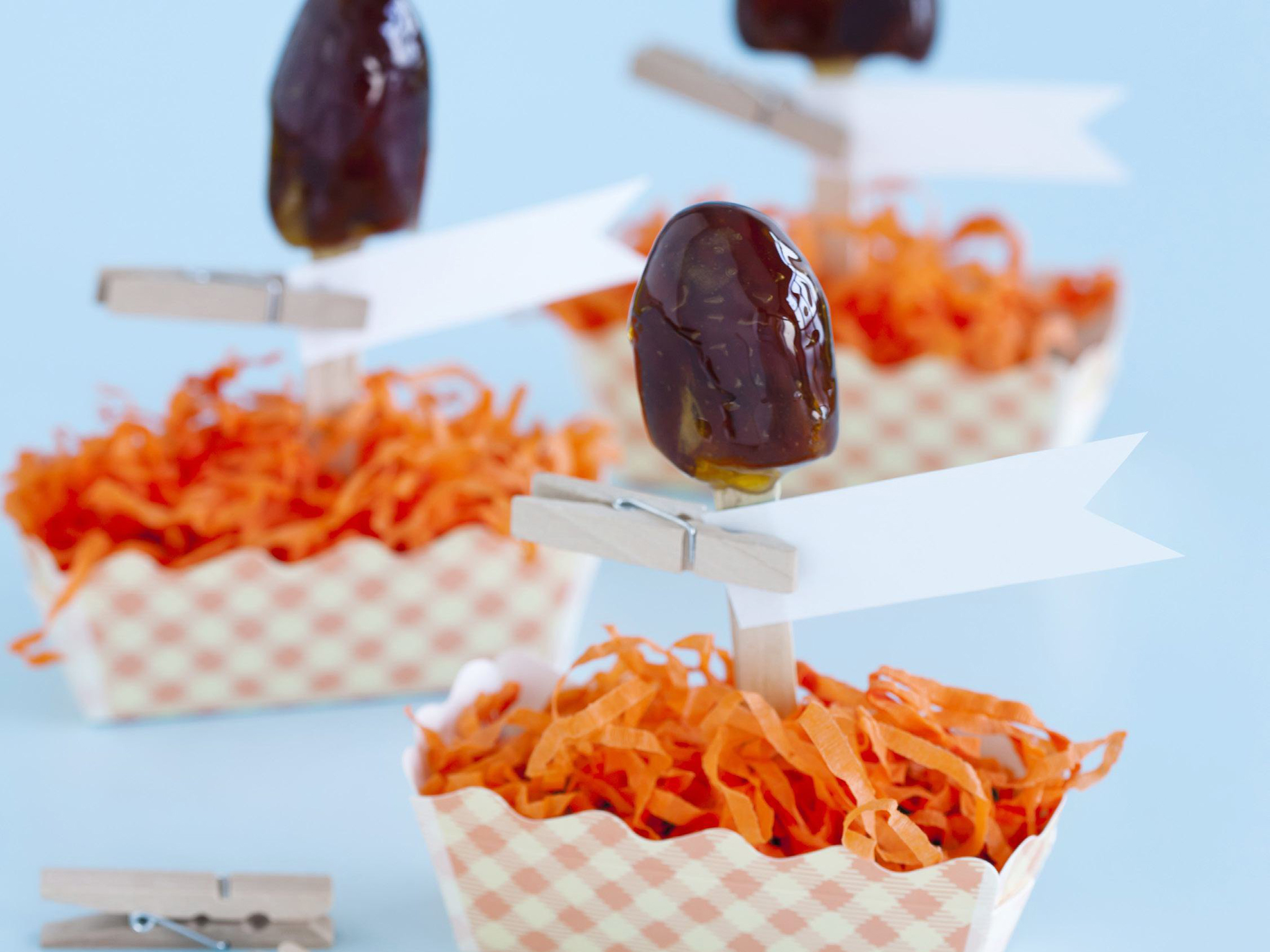 Sticky date pudding desserts | Women's Weekly Food