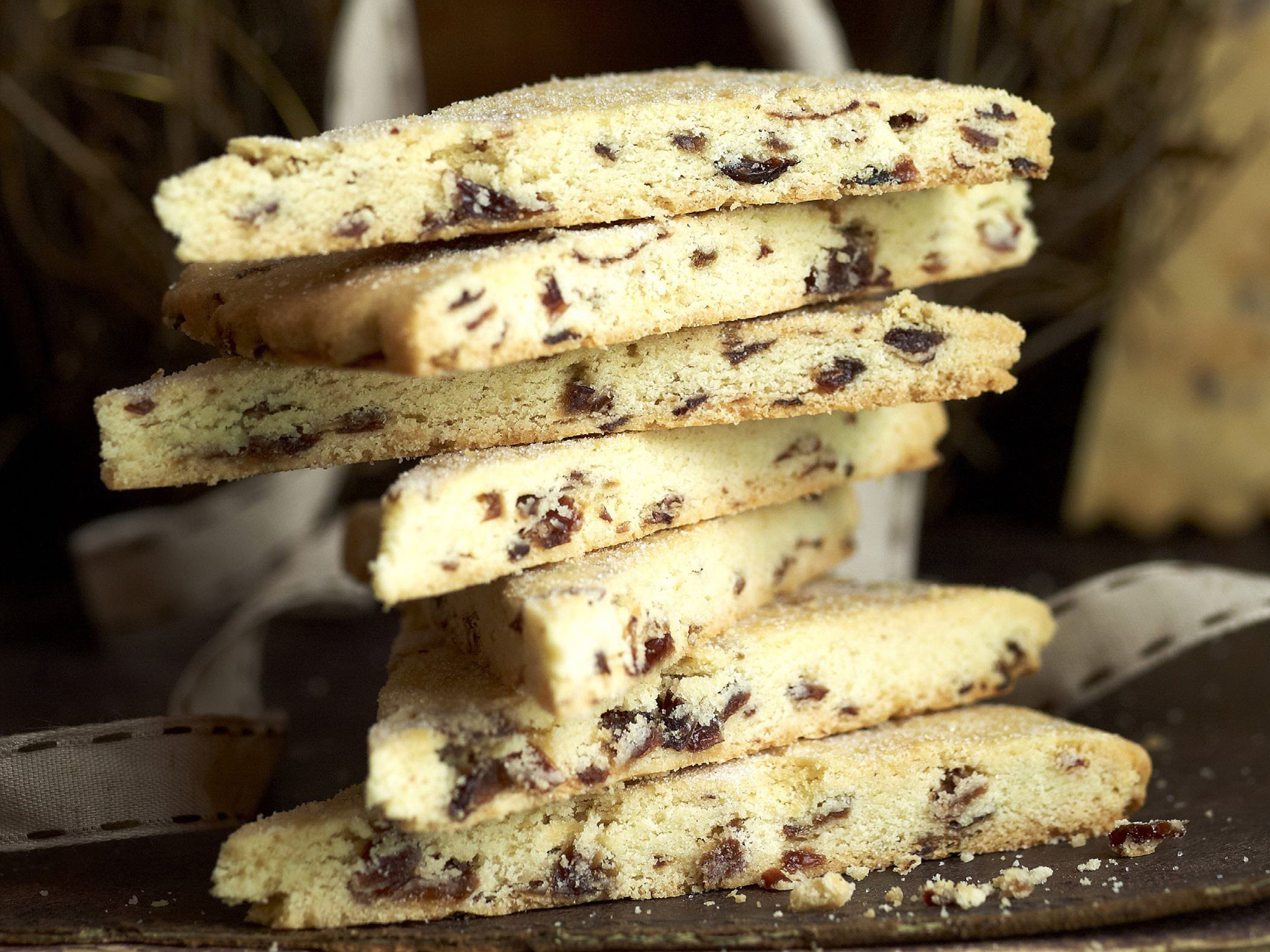 Rum and raisin shortbread | Women's Weekly Food
