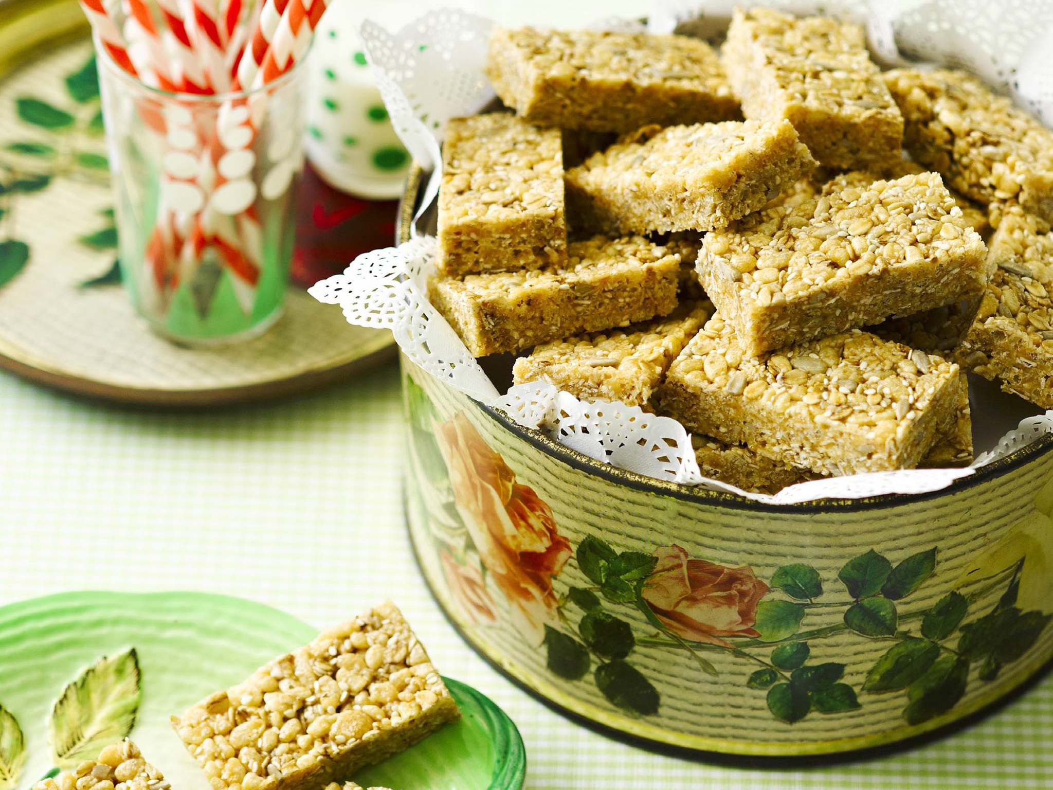 Honey sesame muesli bars | Women's Weekly Food
