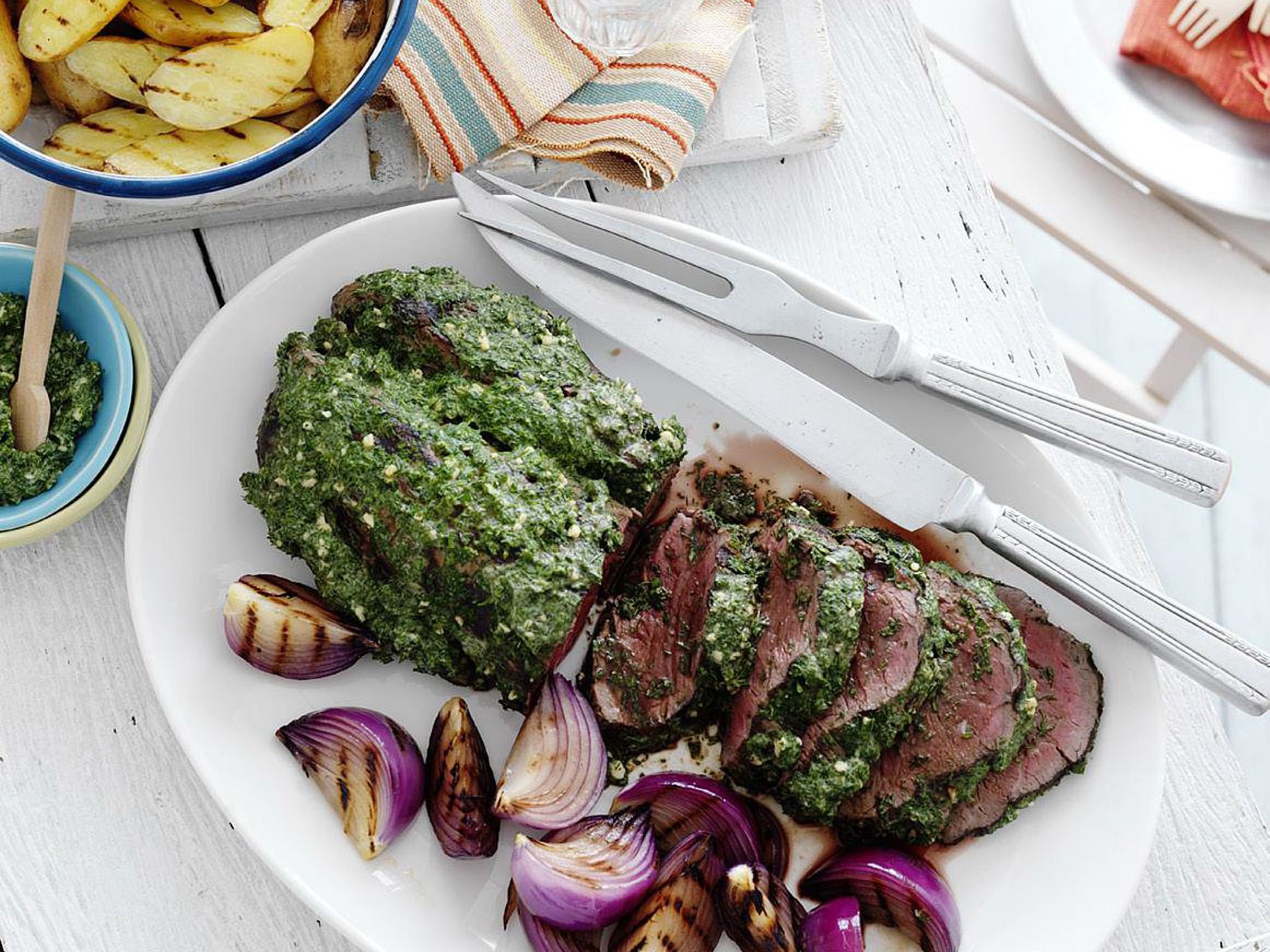 Herbed beef fillet with kipfler potatoes | Women's Weekly Food