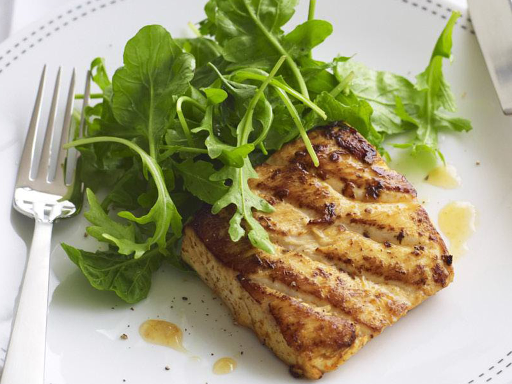 Peri peri fish with herb salad | Women's Weekly Food