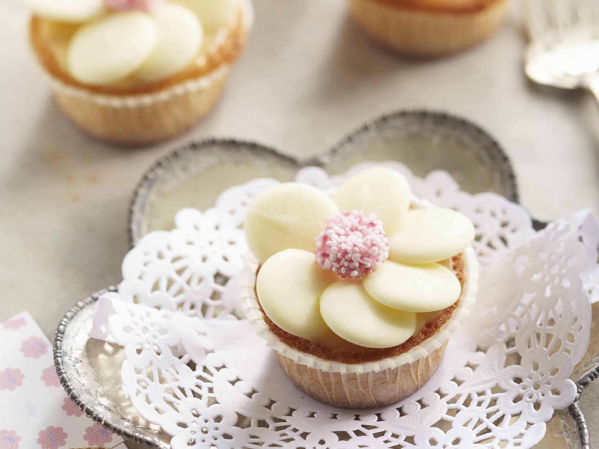 Daisy cakes | Women's Weekly Food
