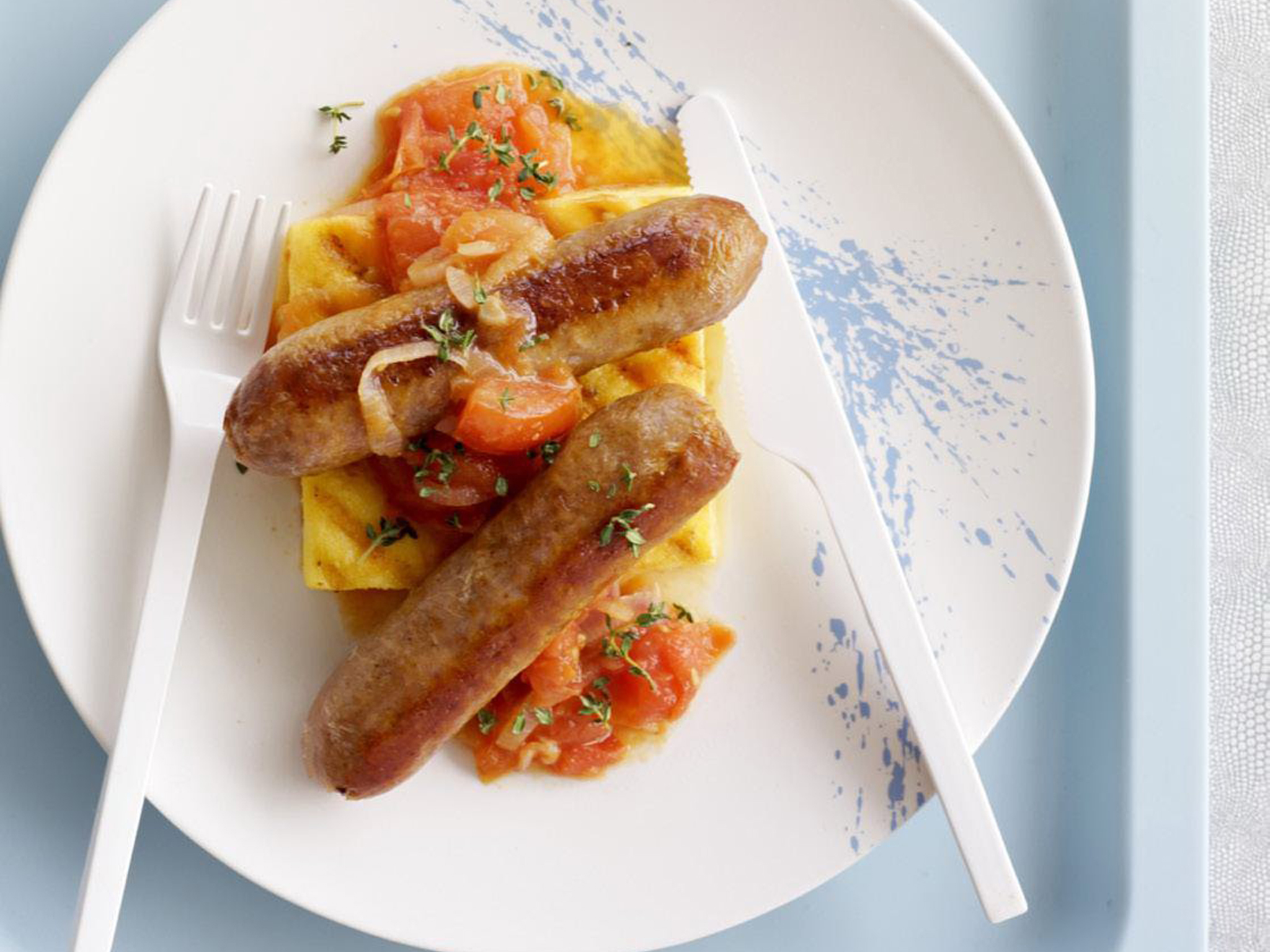 Sausages with polenta and spicy tomato sauce | Women's Weekly Food