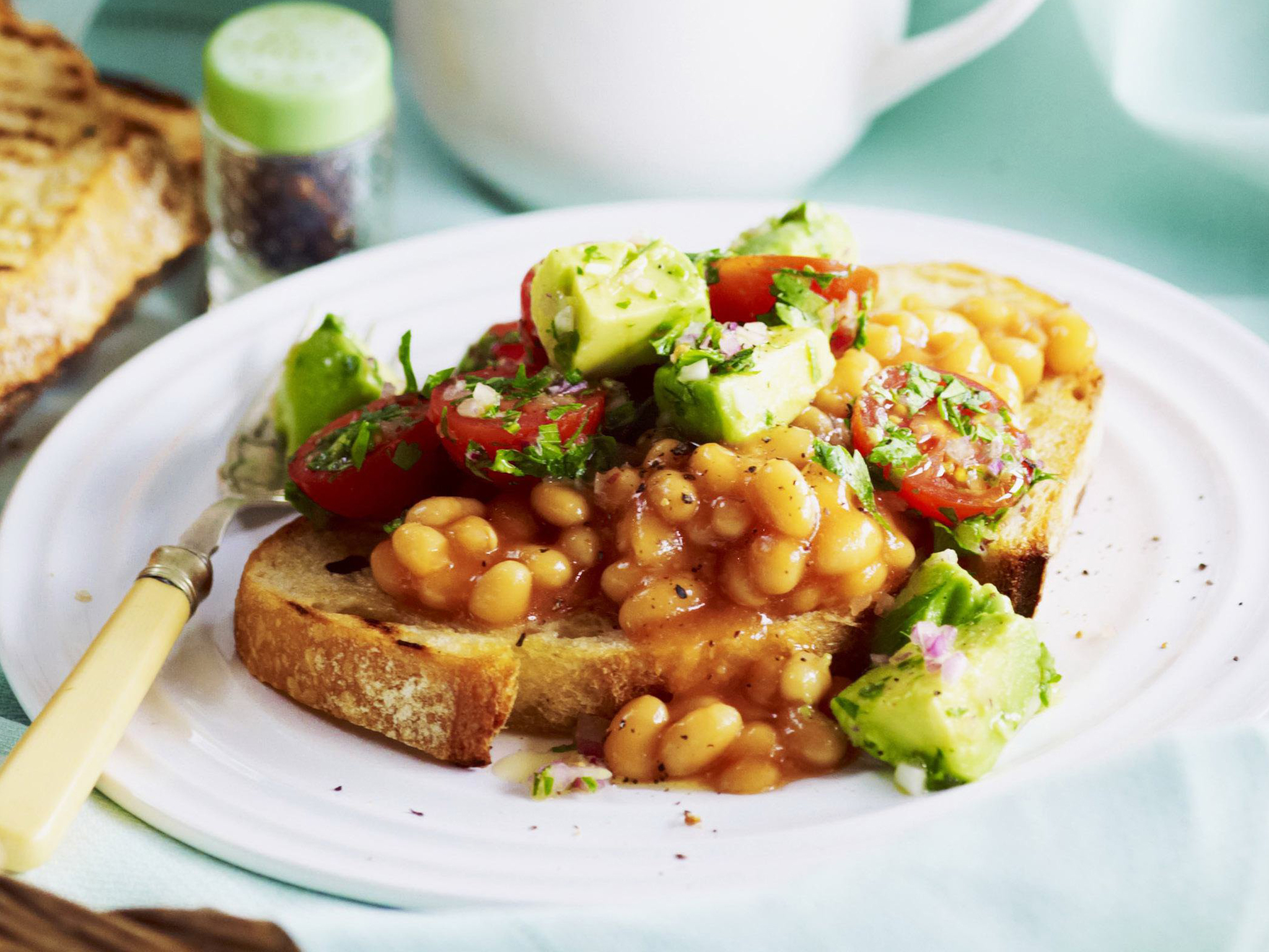 Avocado salsa and beans on toast | Women's Weekly Food