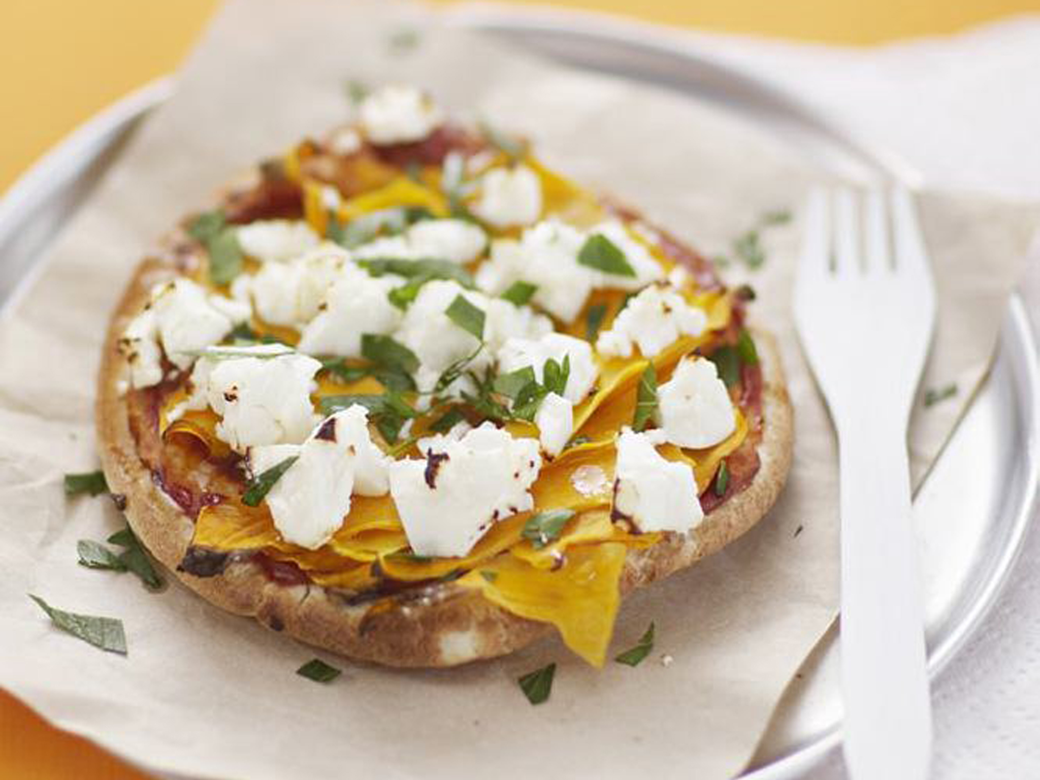 Pumpkin and feta pizza | Women's Weekly Food