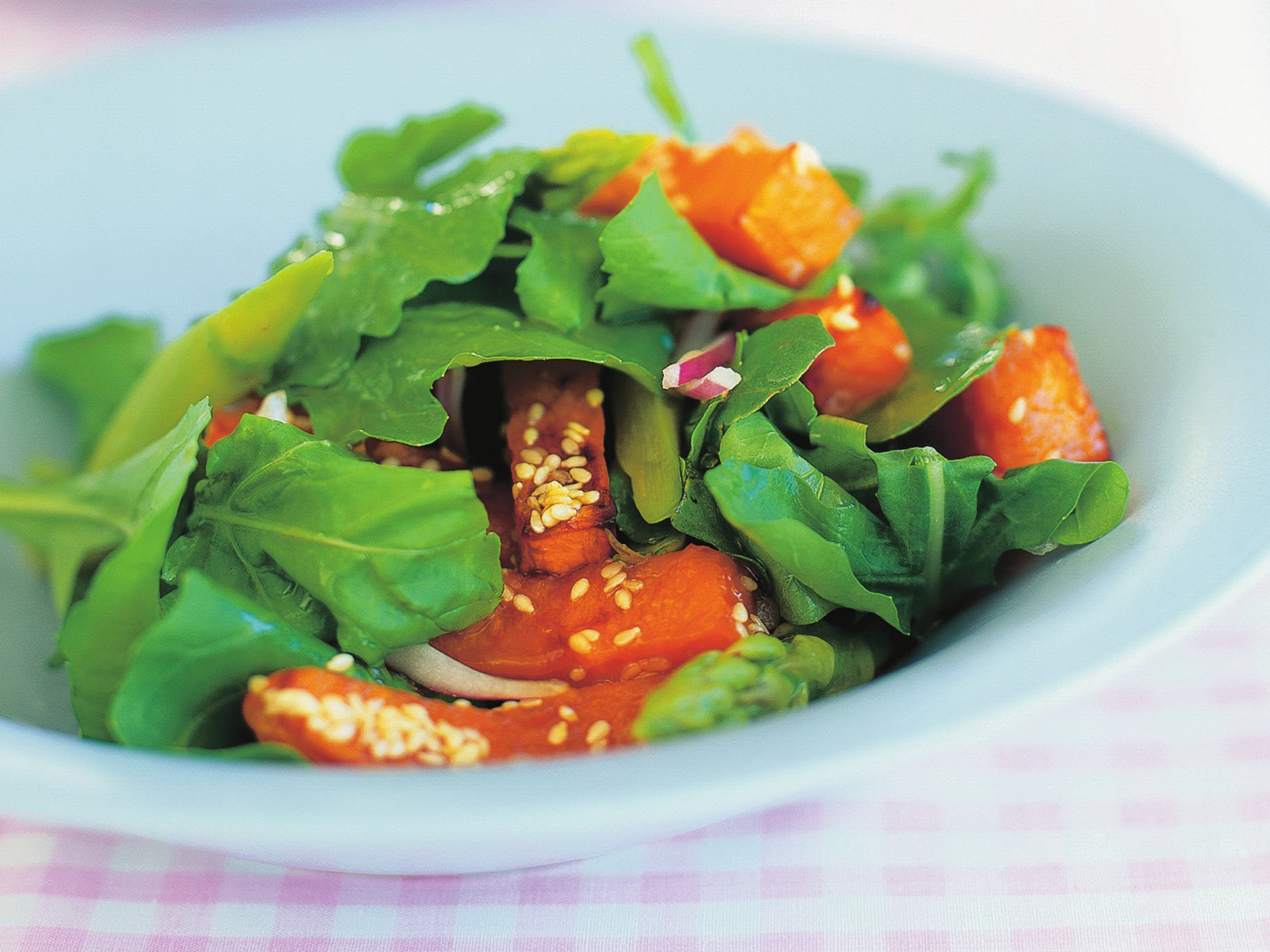Roasted pumpkin, sesame and rocket salad | Women's Weekly Food