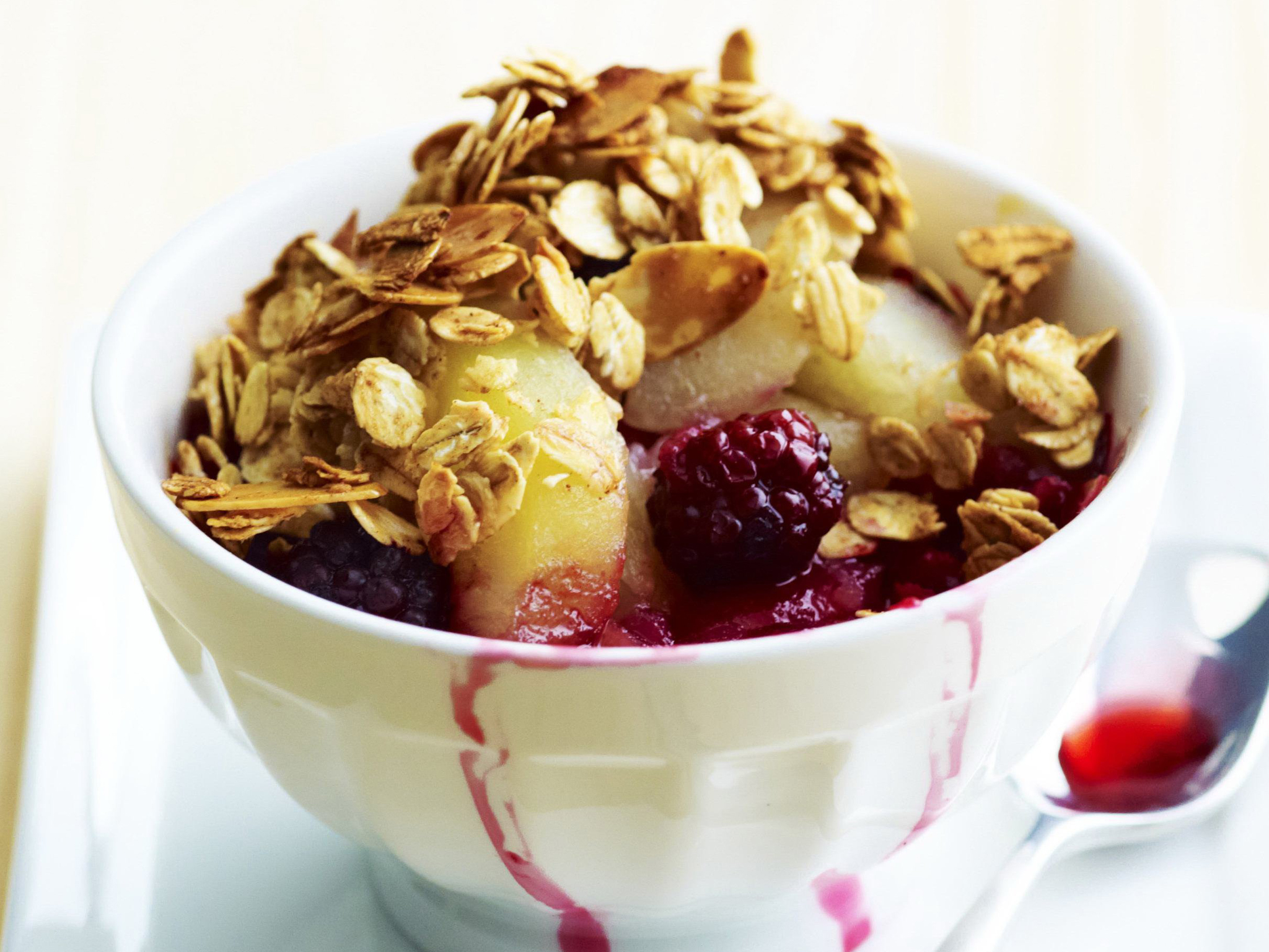 Blackberry apple crumble | Women's Weekly Food