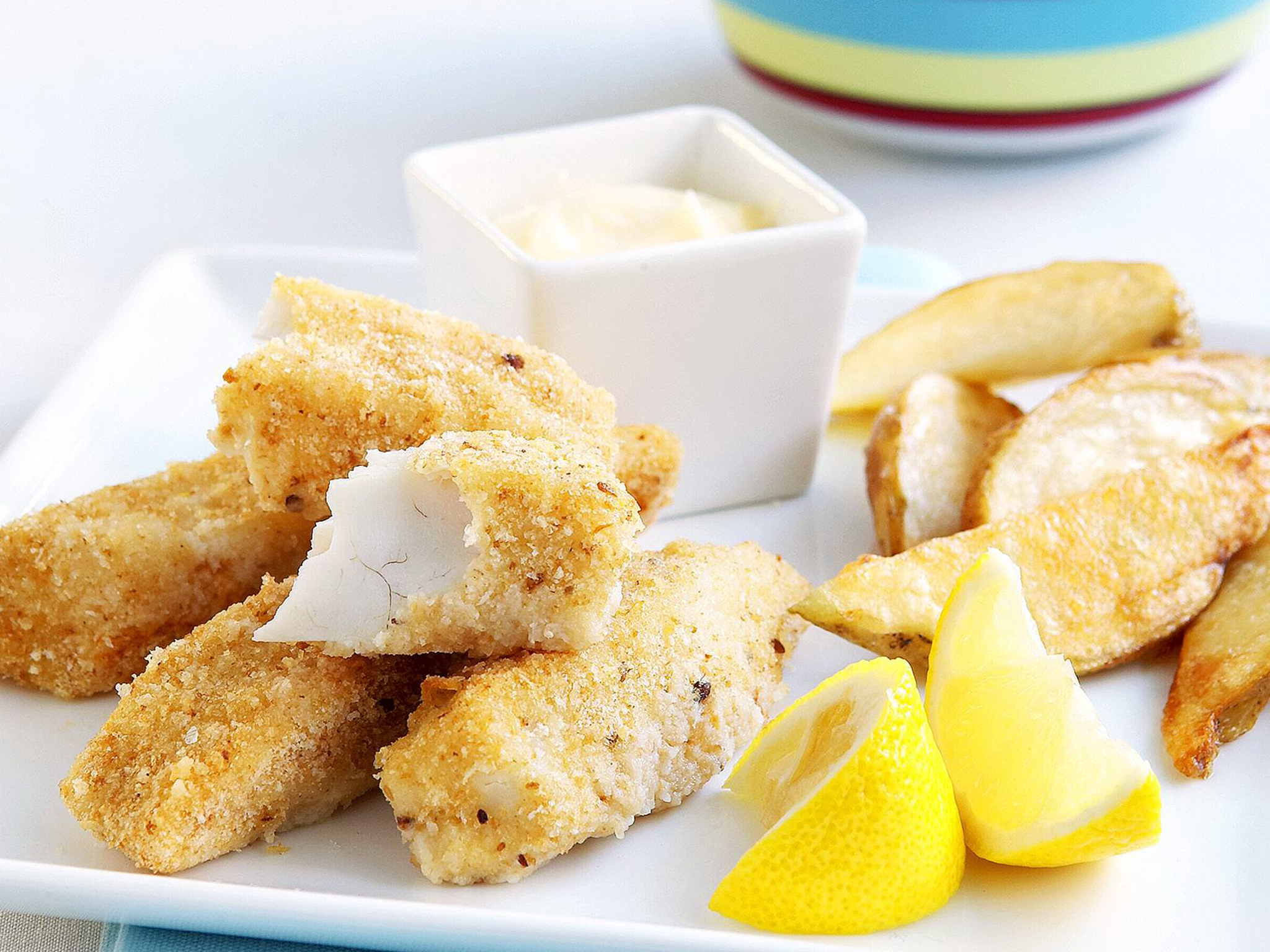 Fish fingers with wedges | Women's Weekly Food