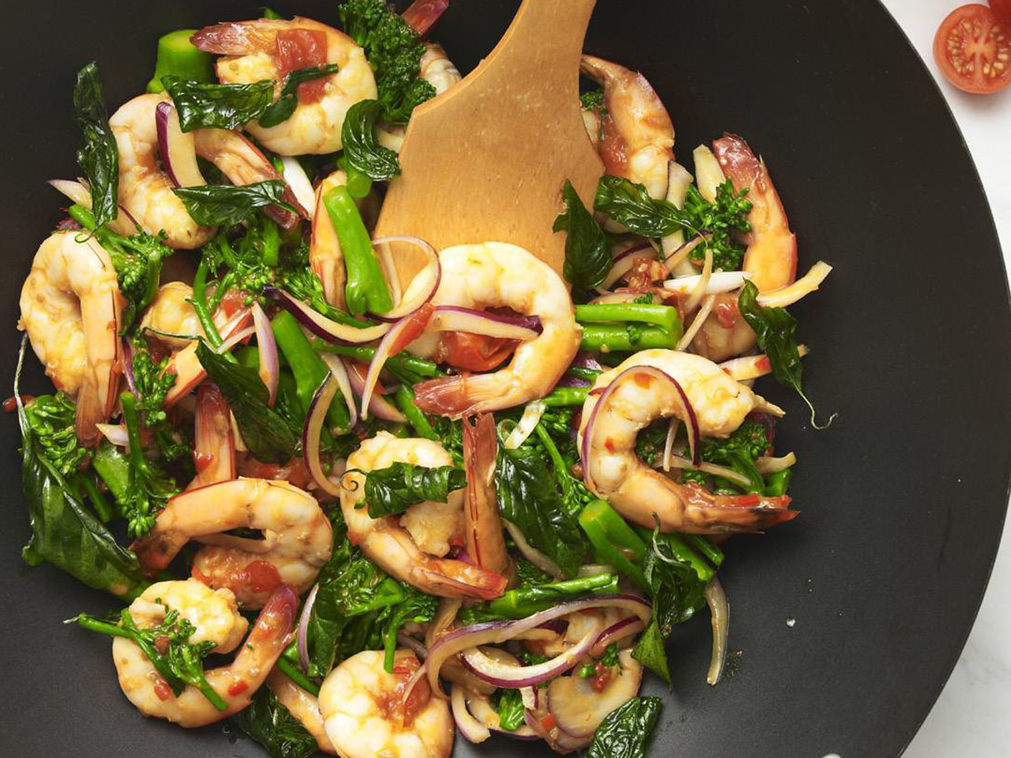 Prawns with crispy thai basil | Women's Weekly Food
