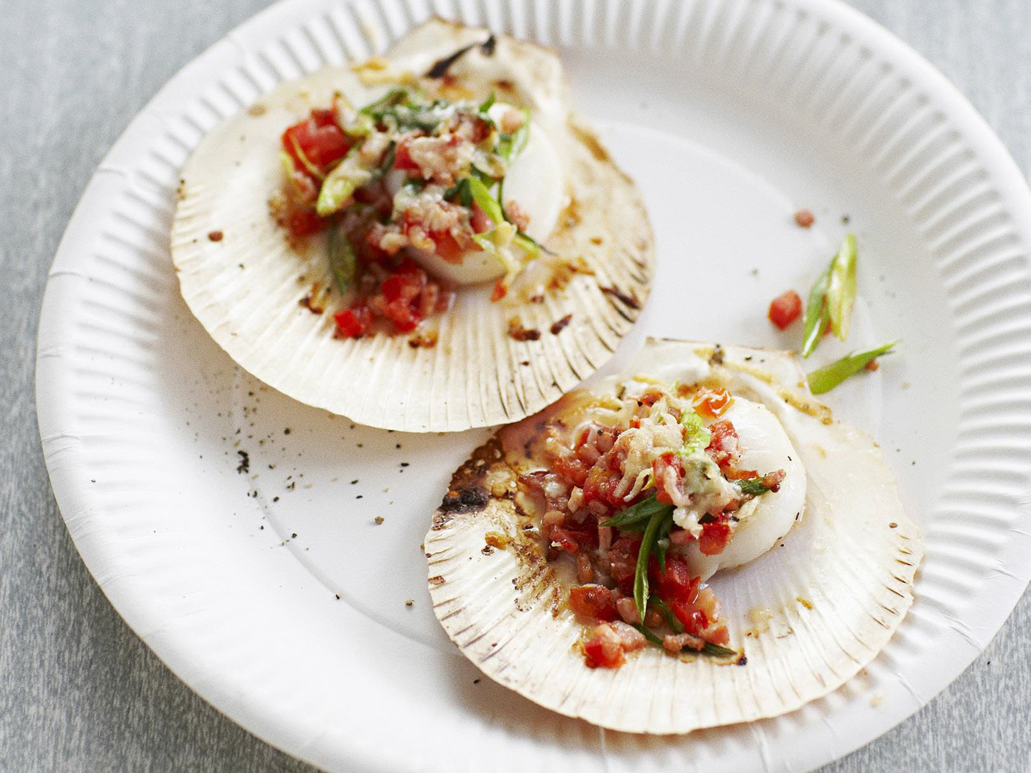 Bacon and tomato scallops | Women's Weekly Food