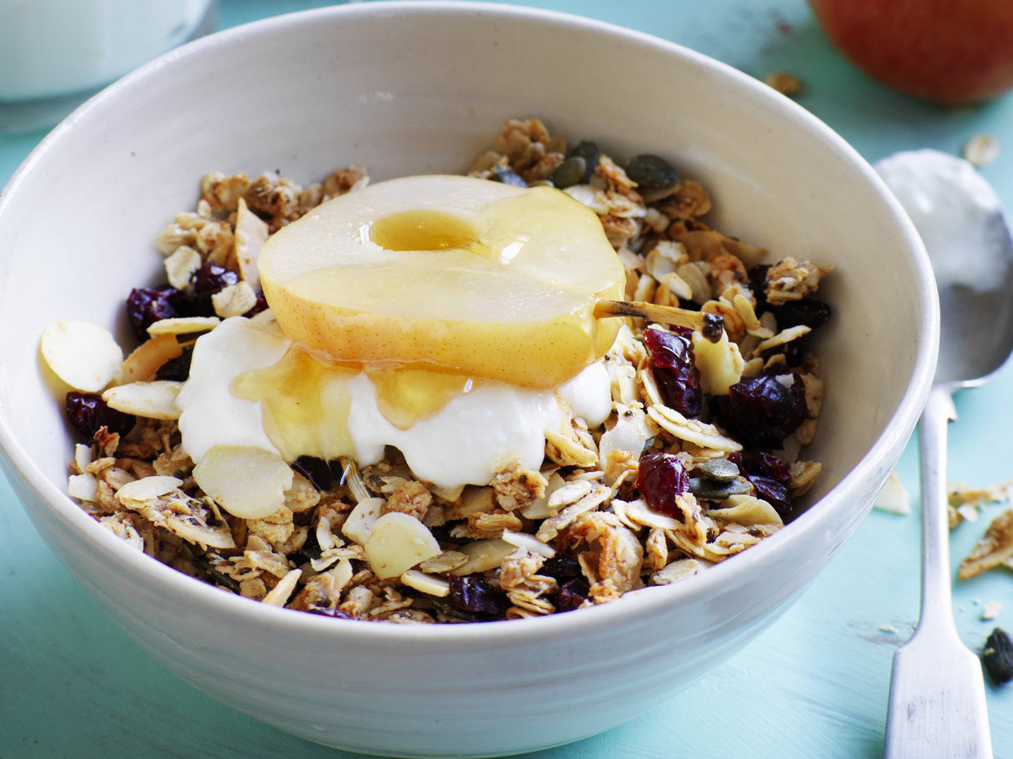 Muesli with poached pears & yoghurt | Women's Weekly Food