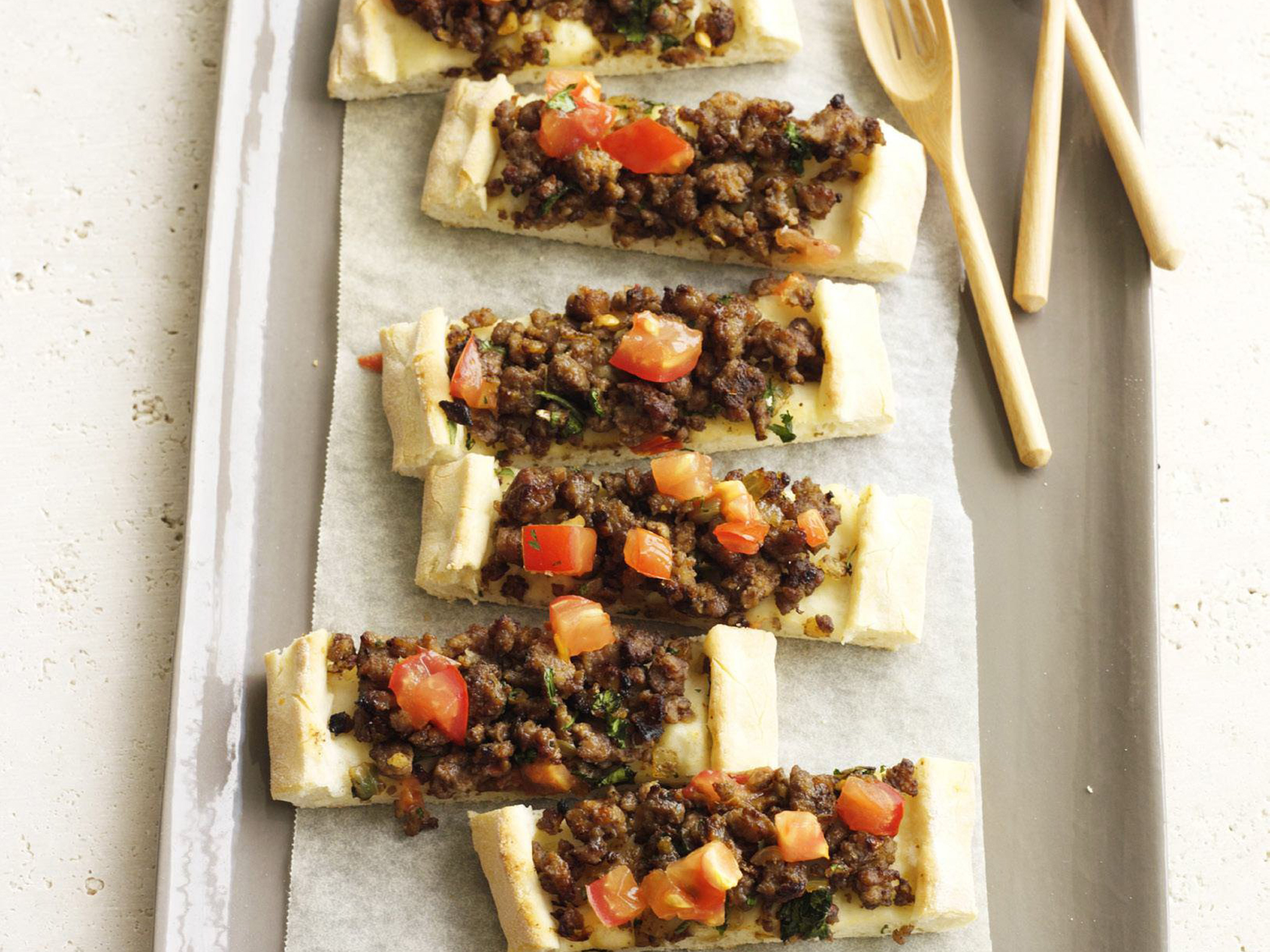 Lamb and tomato pide | Women's Weekly Food