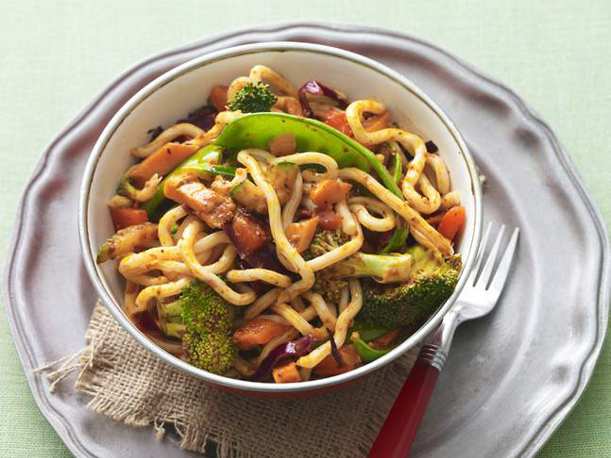 Udon with chilli and mixed vegetables | Women's Weekly Food