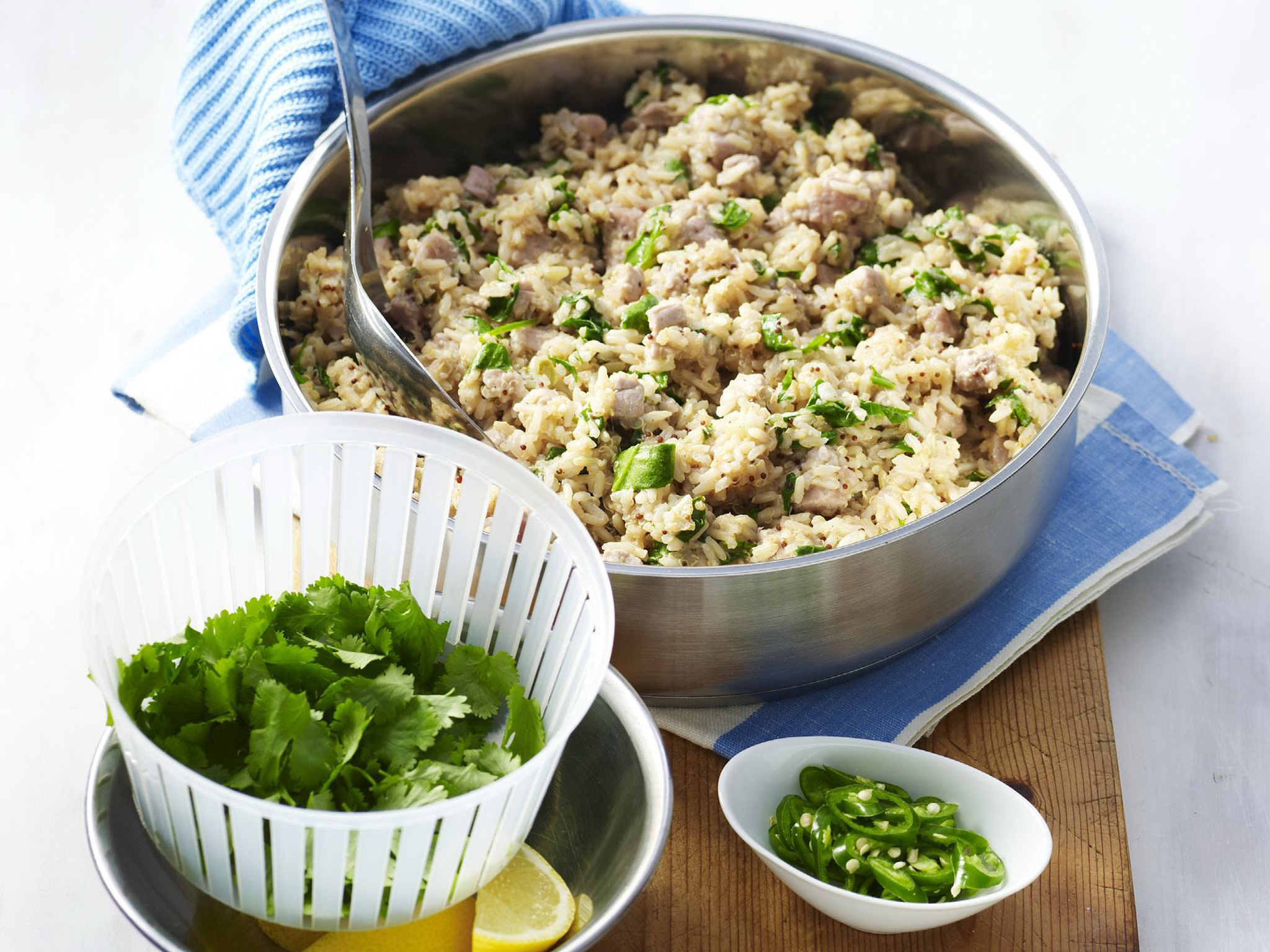Tuna with quinoa and brown rice pilaf | Women's Weekly Food