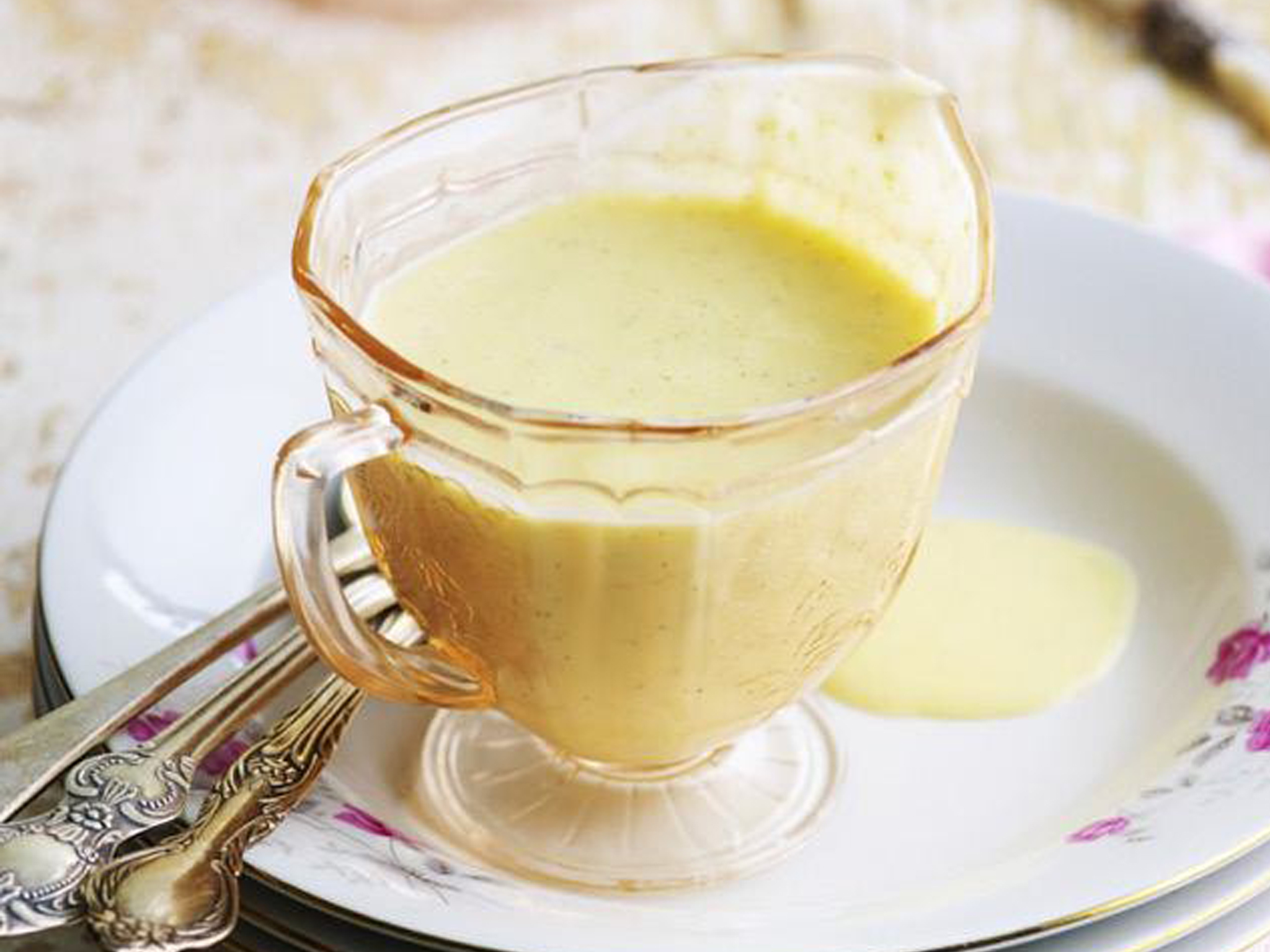 Crème anglaise | Women's Weekly Food