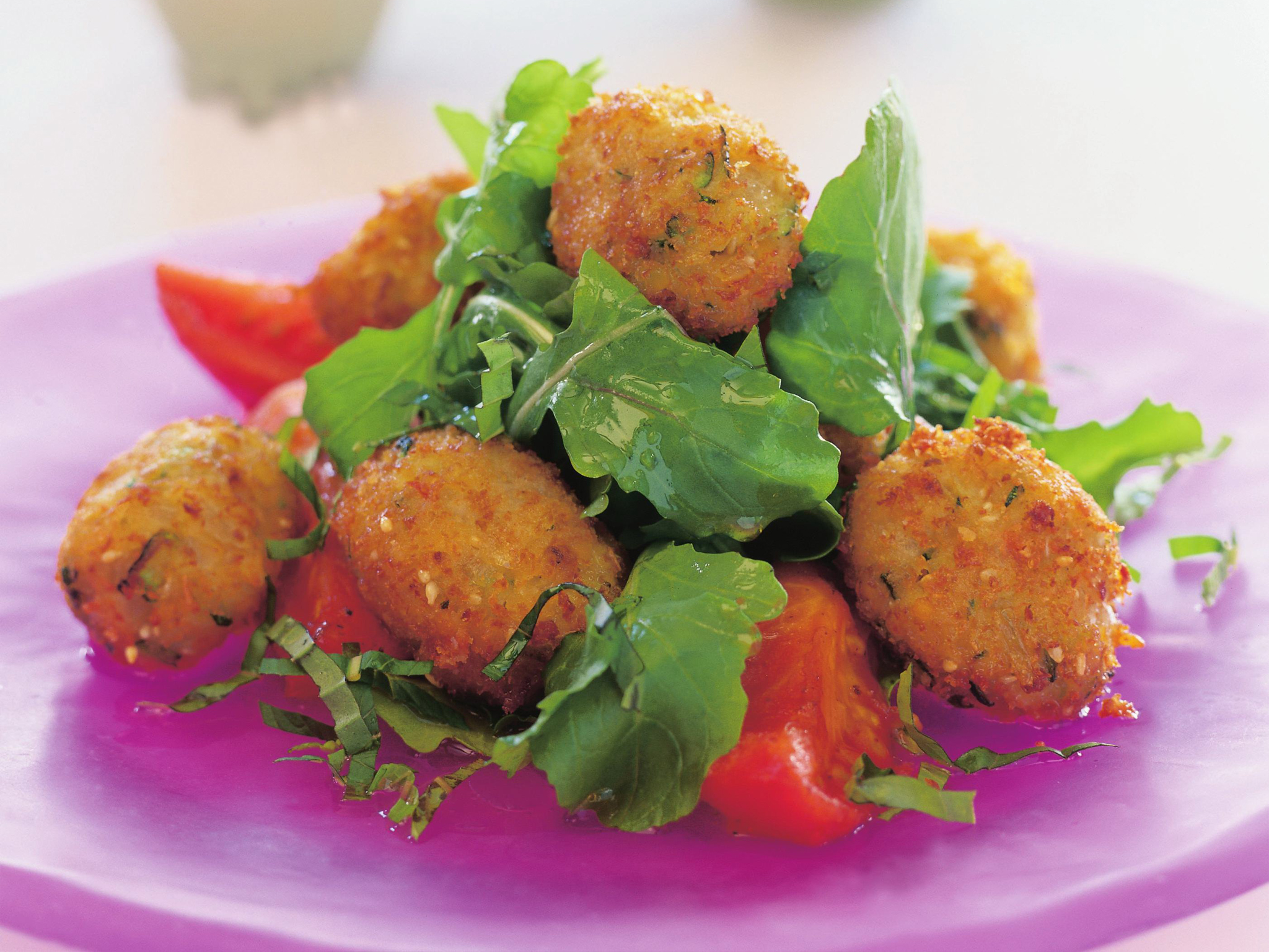 Lentil balls with tomatoes and rocket | Women's Weekly Food