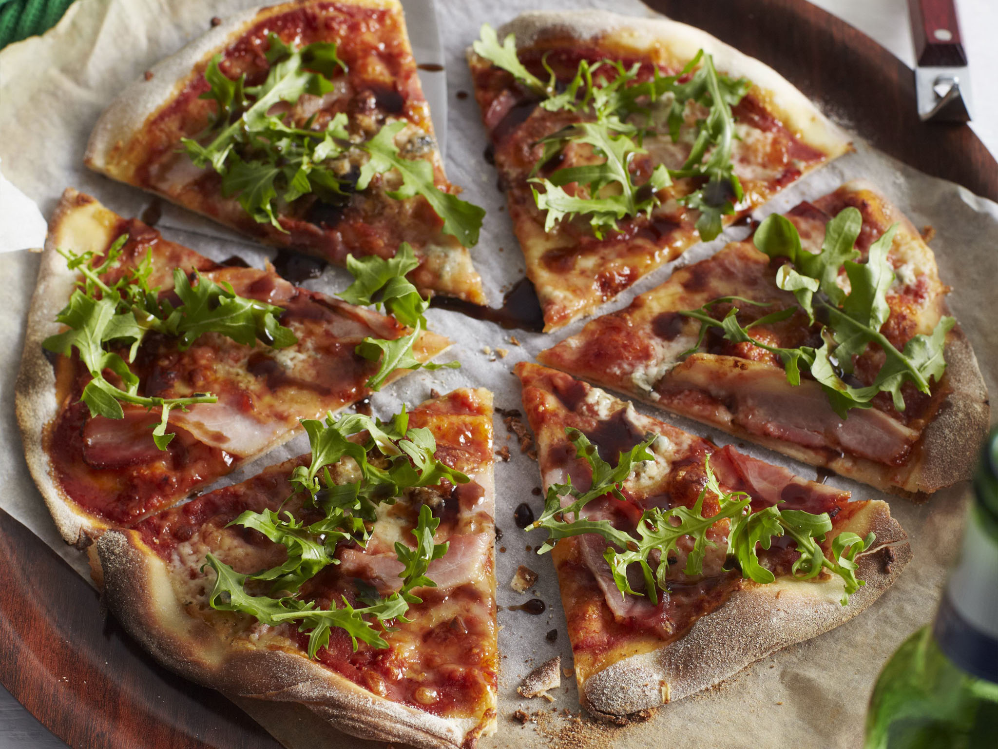 Gorgonzola, speck and sticky balsamic pizza | Women's Weekly Food
