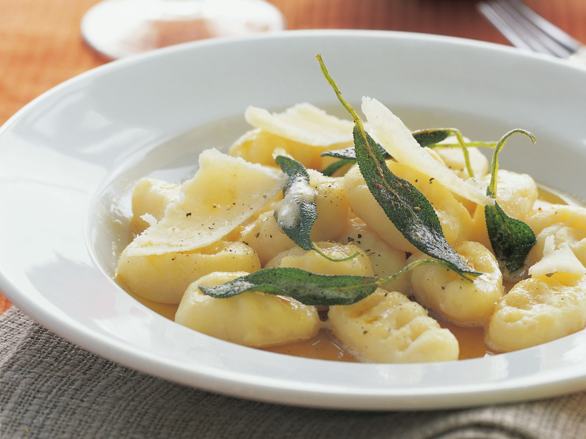 Gnocchi with burnt butter and sage | Women's Weekly Food