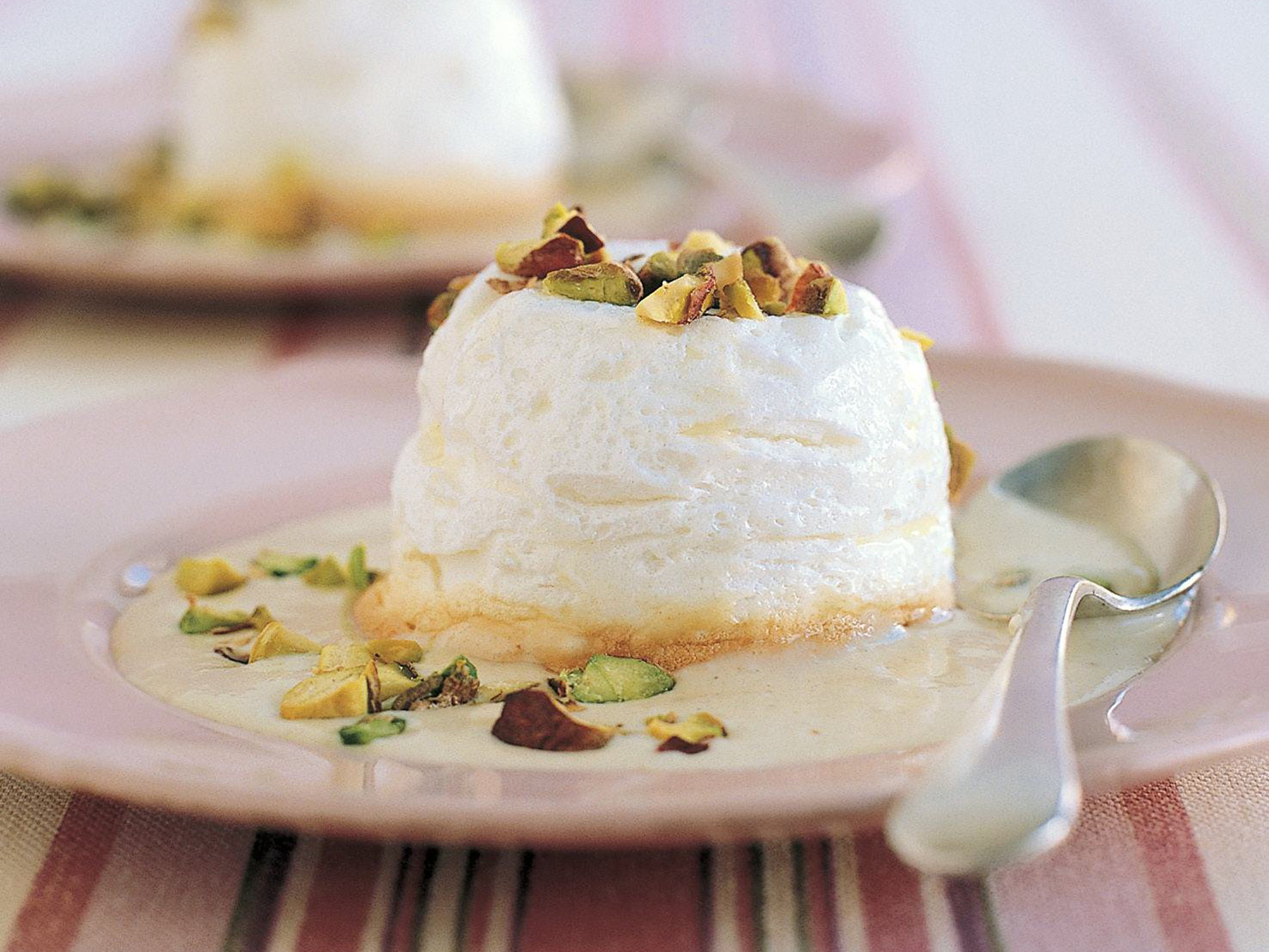 Floating islands in cardamom cream | Women's Weekly Food