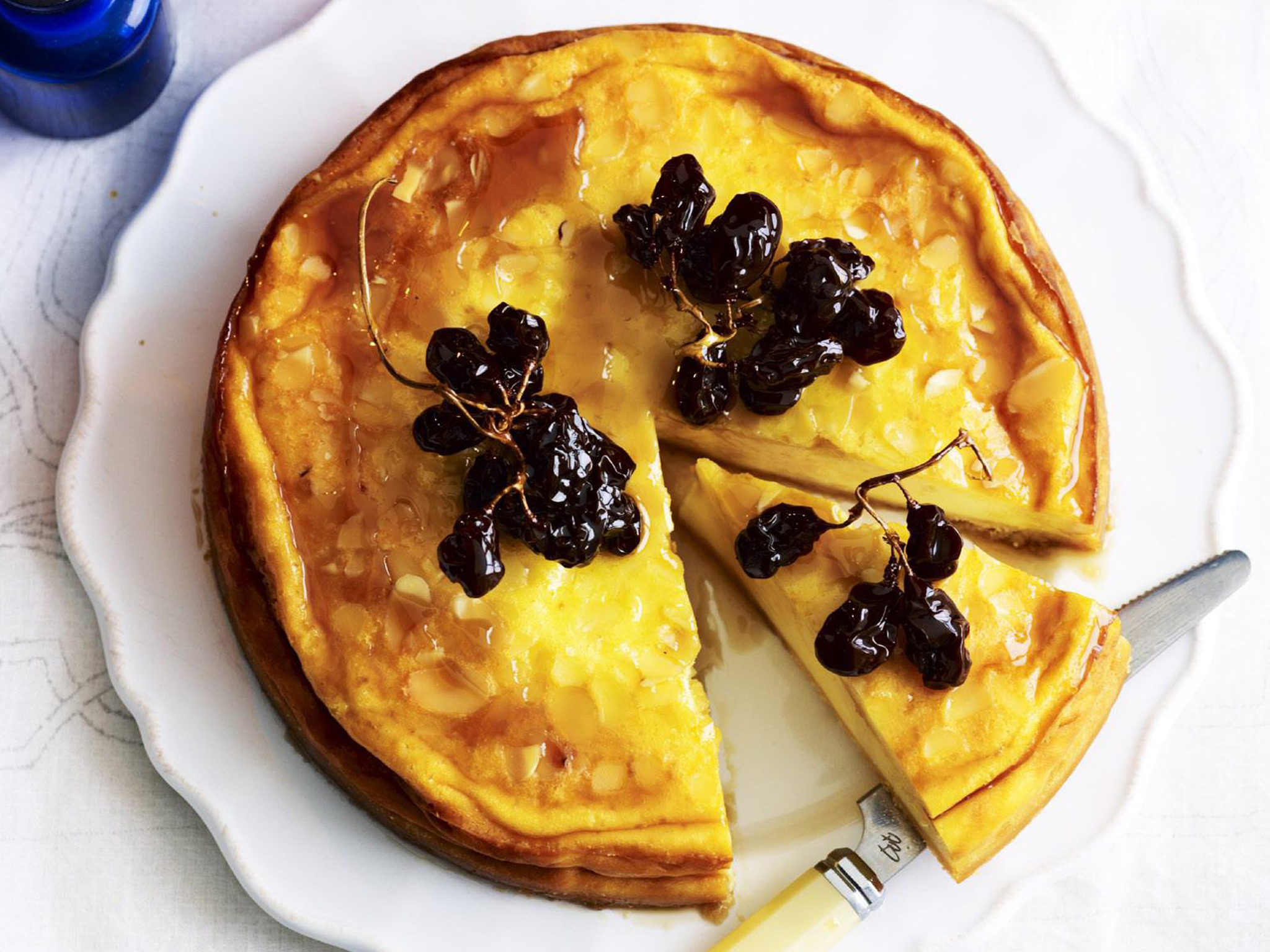 Cheesecake with brandied muscatels | Women's Weekly Food