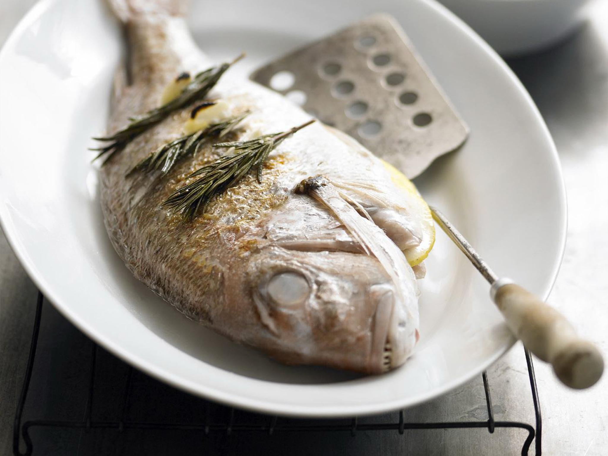 BBQ fish with lemon, oregano and capers | Women's Weekly Food