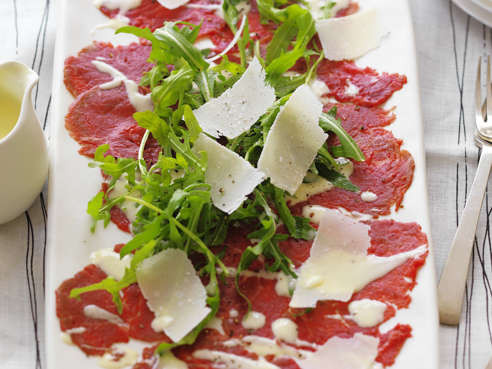 Beef carpaccio with rocket, parmesan and aioli | Women's Weekly Food