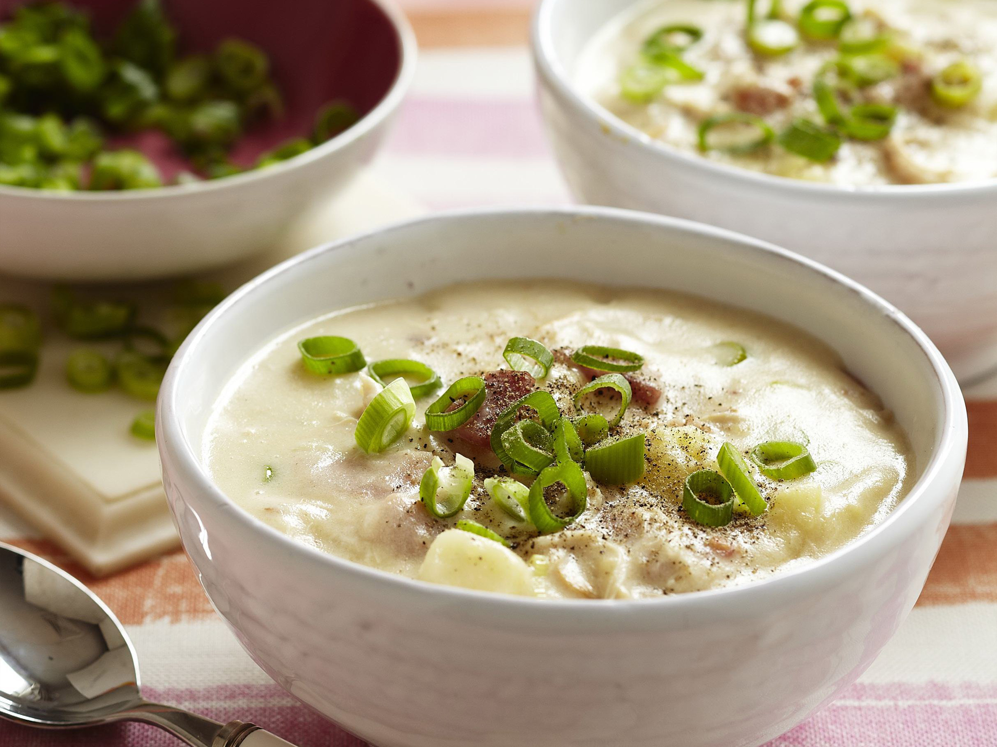 Bacon, potato and chicken chowder | Women's Weekly Food