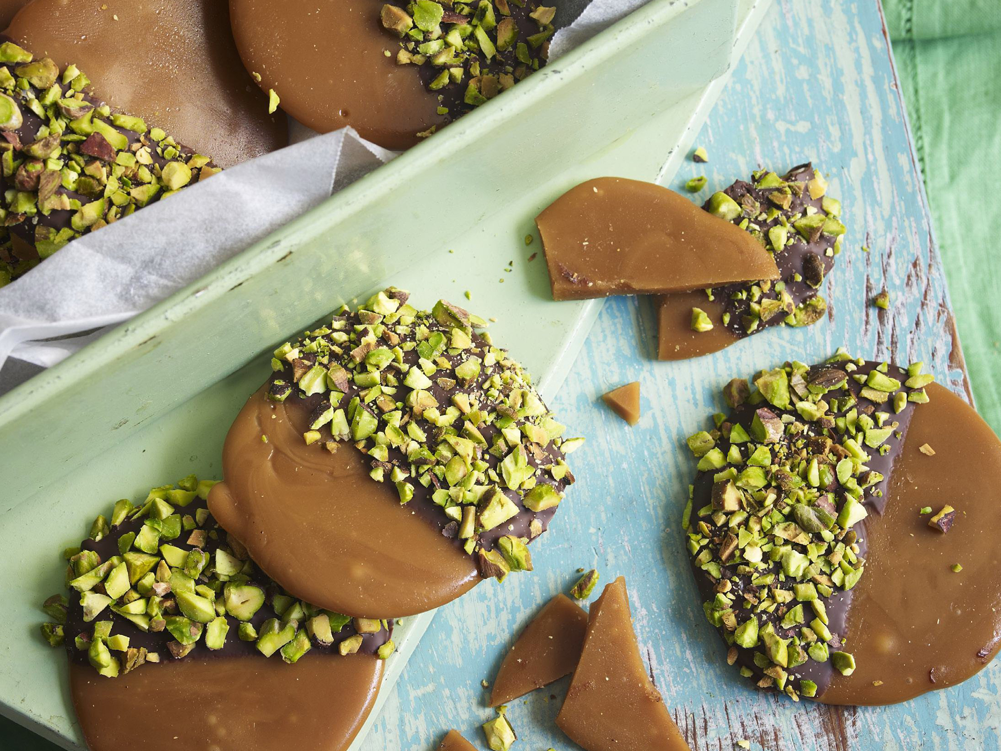 Kitchen tips: How to make toffee at home | Women's Weekly Food