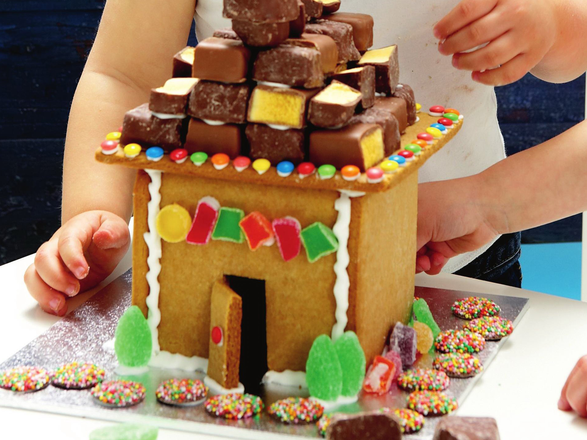 Mini gingerbread house | Women's Weekly Food