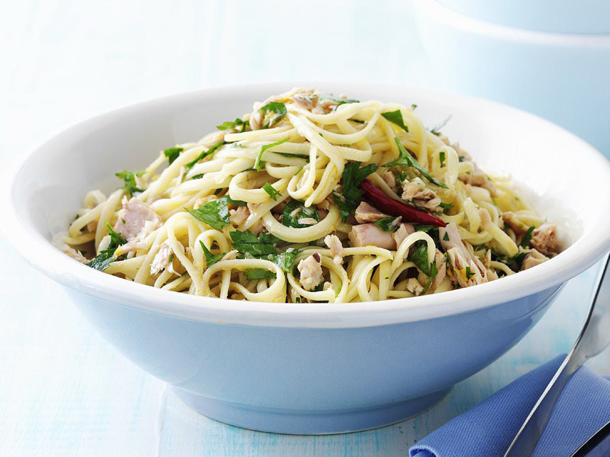 Chilli tuna and lemon linguine | Women's Weekly Food