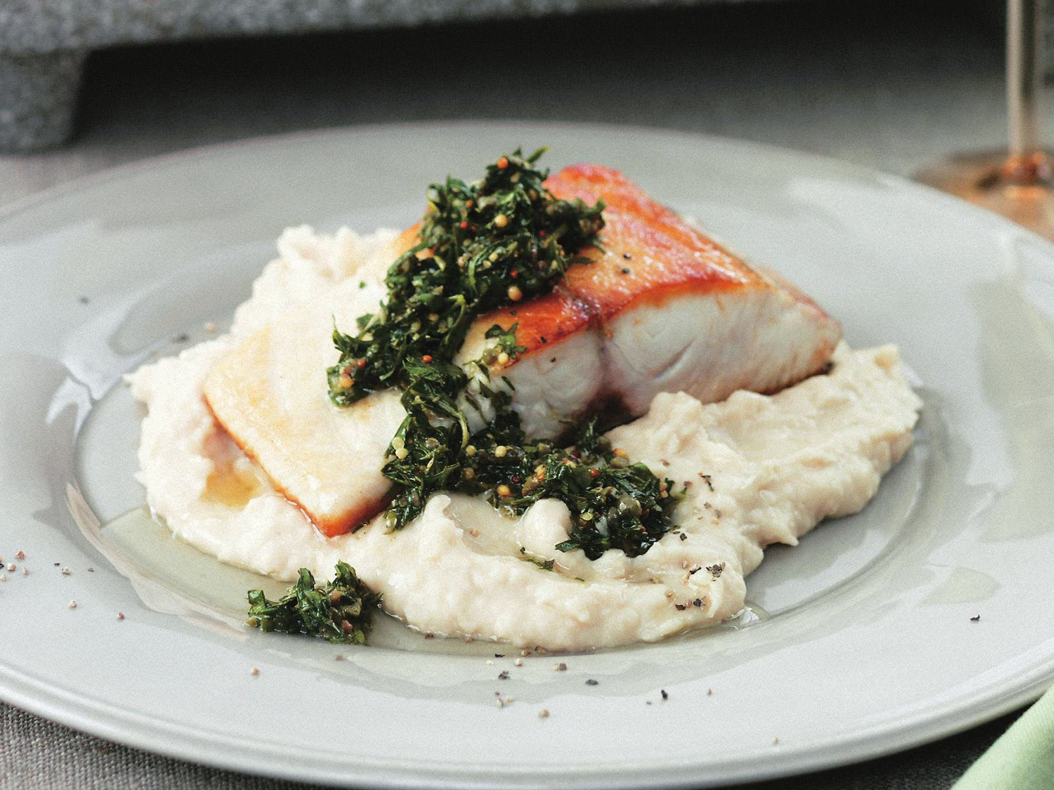 Kingfish with salsa verde and white bean puree | Women's Weekly Food