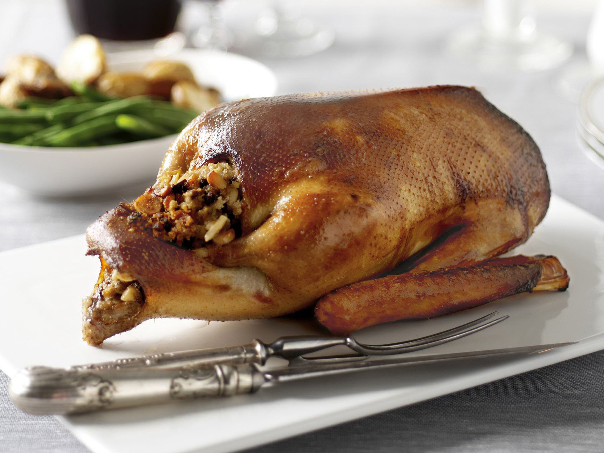 Roast goose with fruit and nut seasoning | Women's Weekly Food