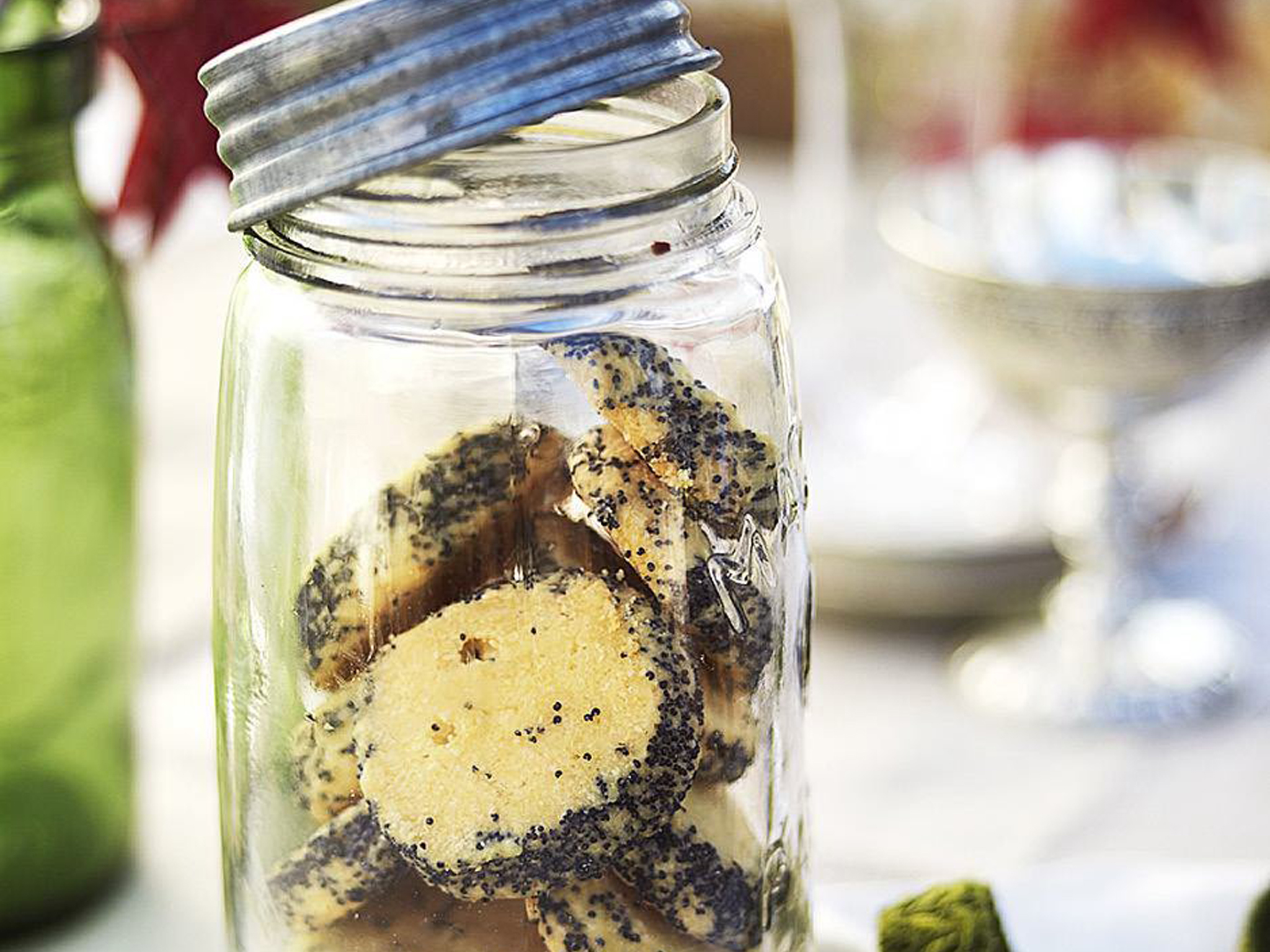 Cheese and poppy seed biscuits | Women's Weekly Food