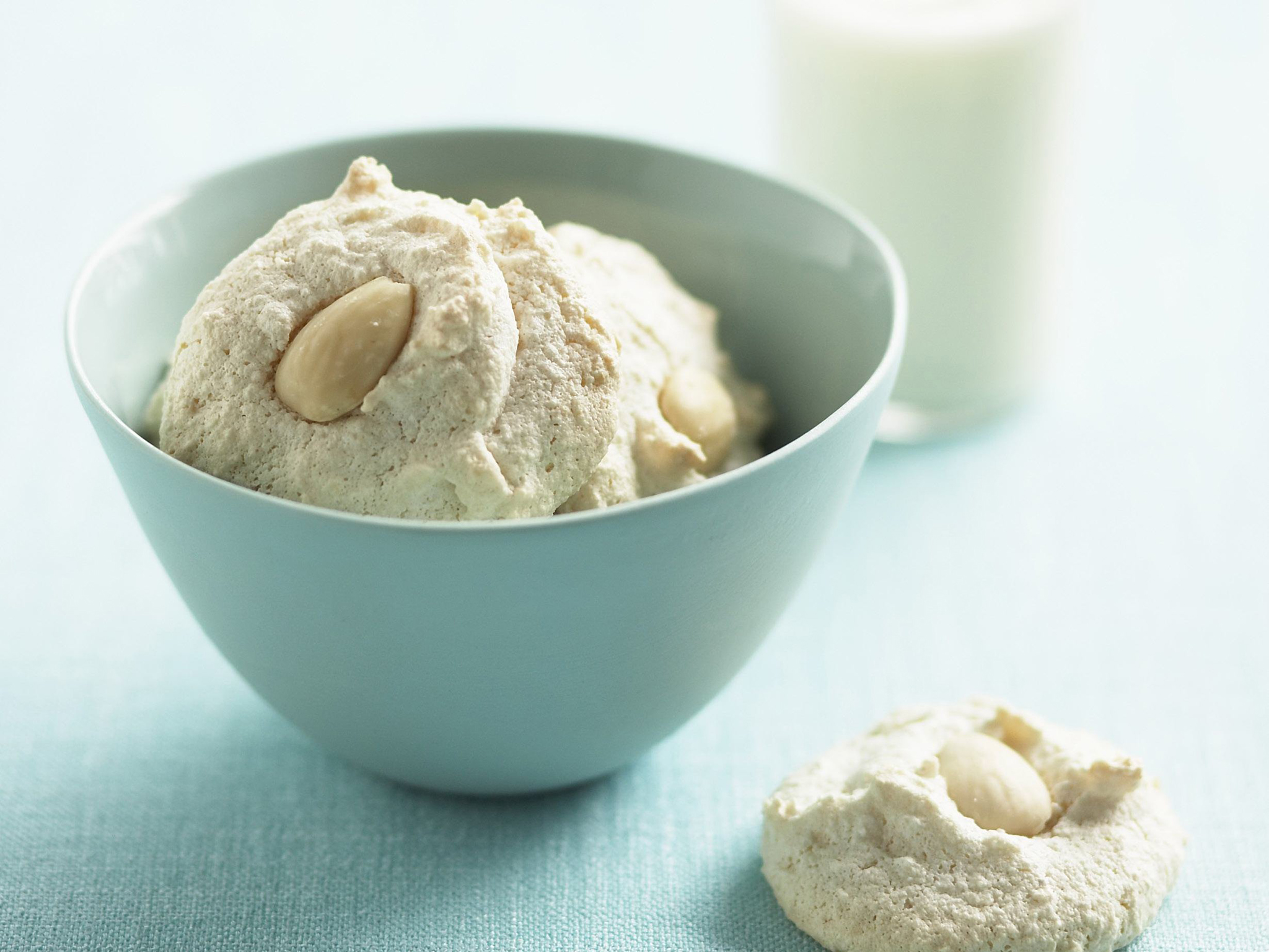 Almond macaroons | Women's Weekly Food