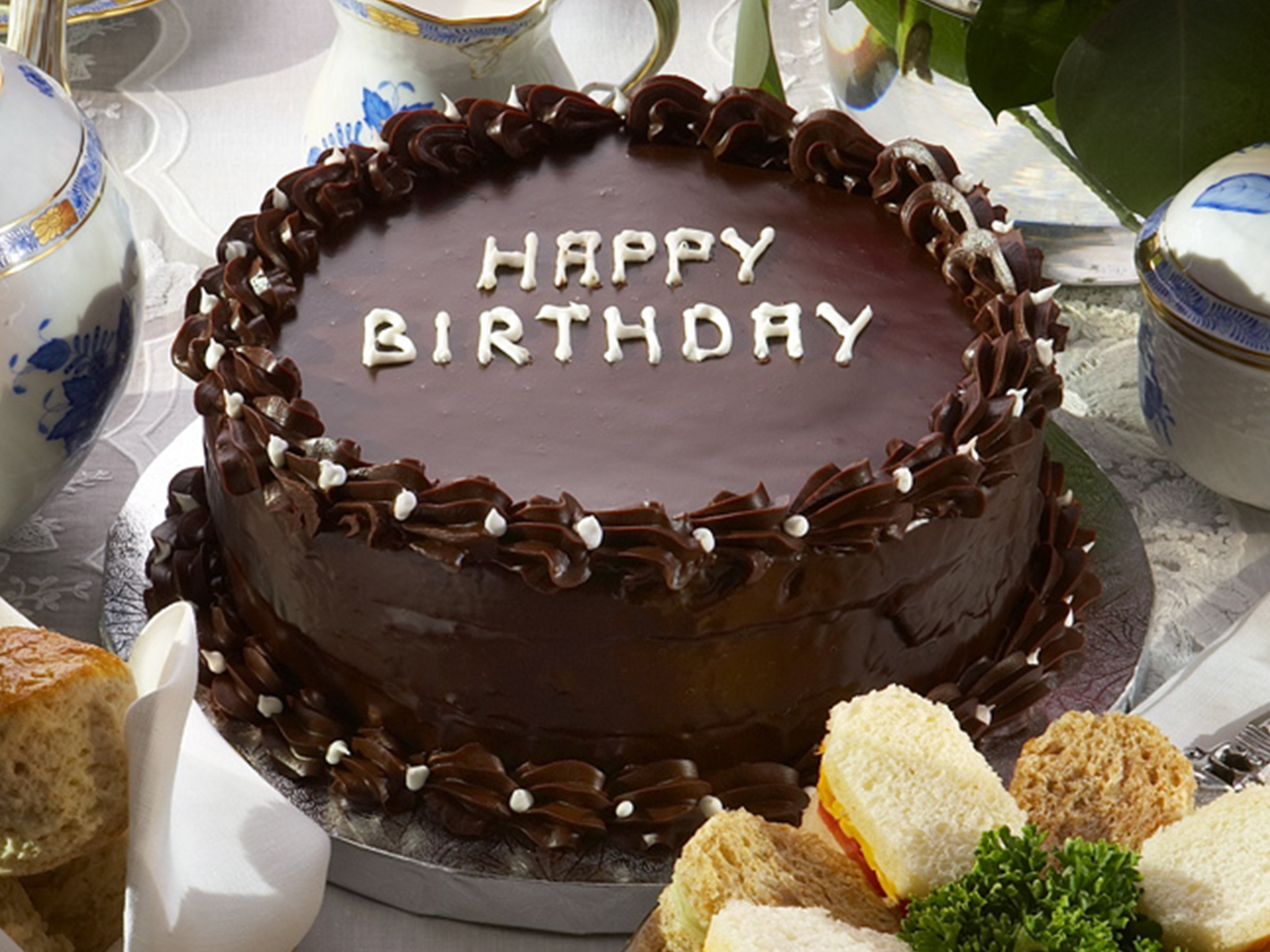 Queen Elizabeth II's birthday chocolate cake | Women's Weekly Food