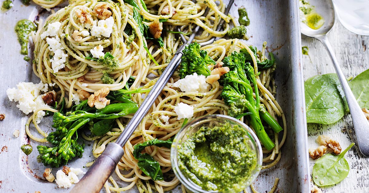 Spinach and broccolini pasta with rocket and walnut pesto | Women's ...