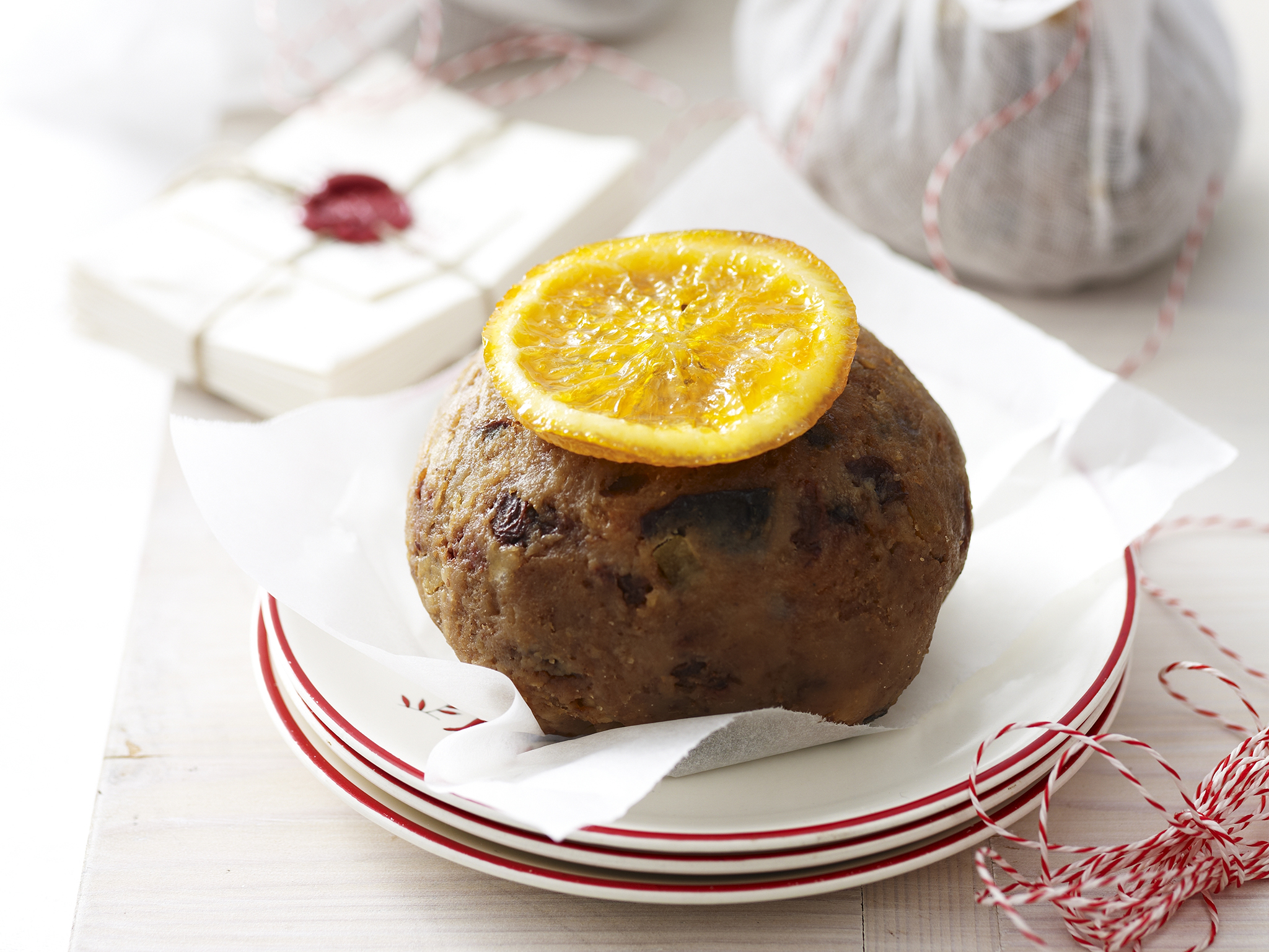 Mini boiled Christmas puddings | Women's Weekly Food