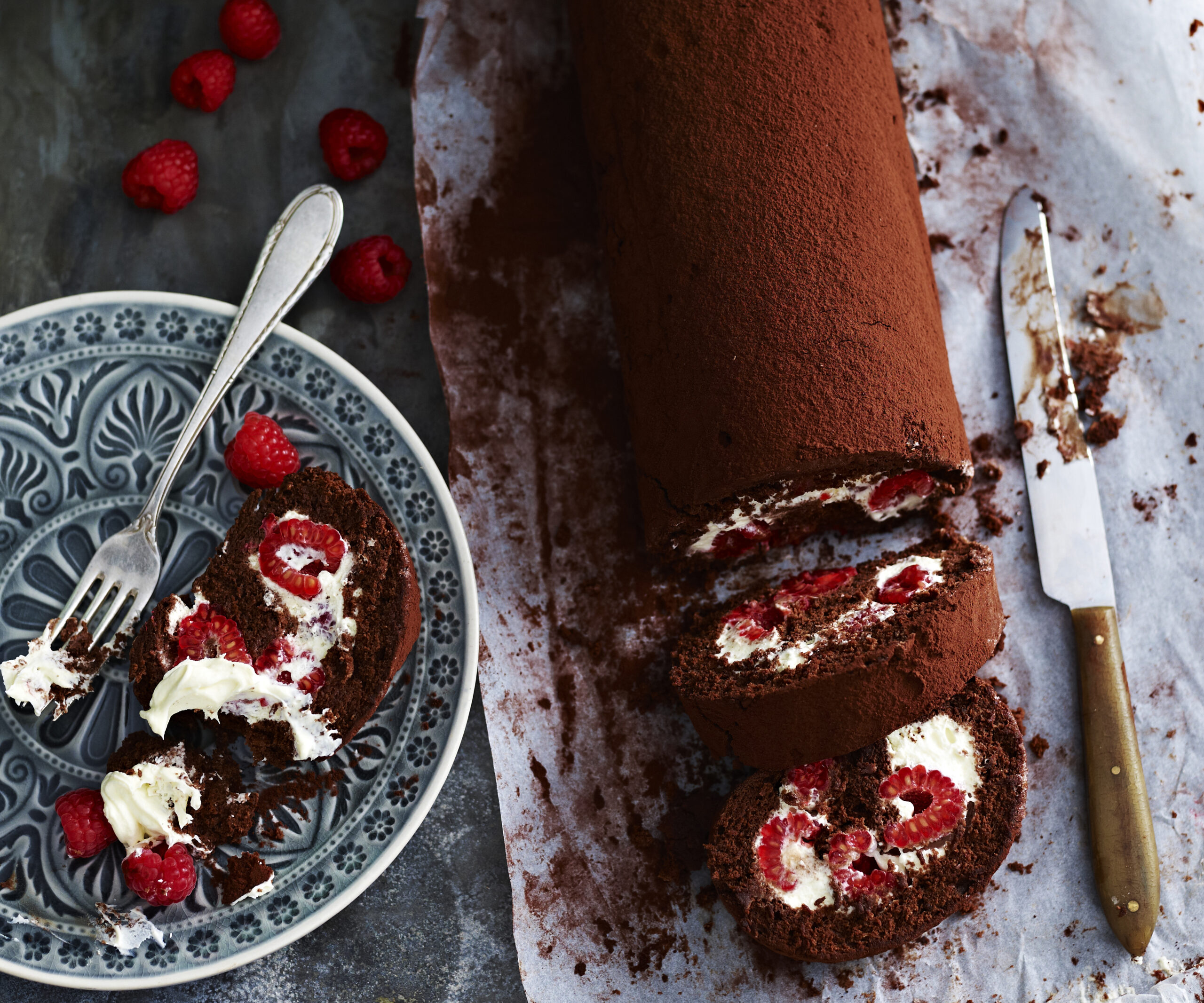 Flourless chocolate roulade | Women's Weekly Food