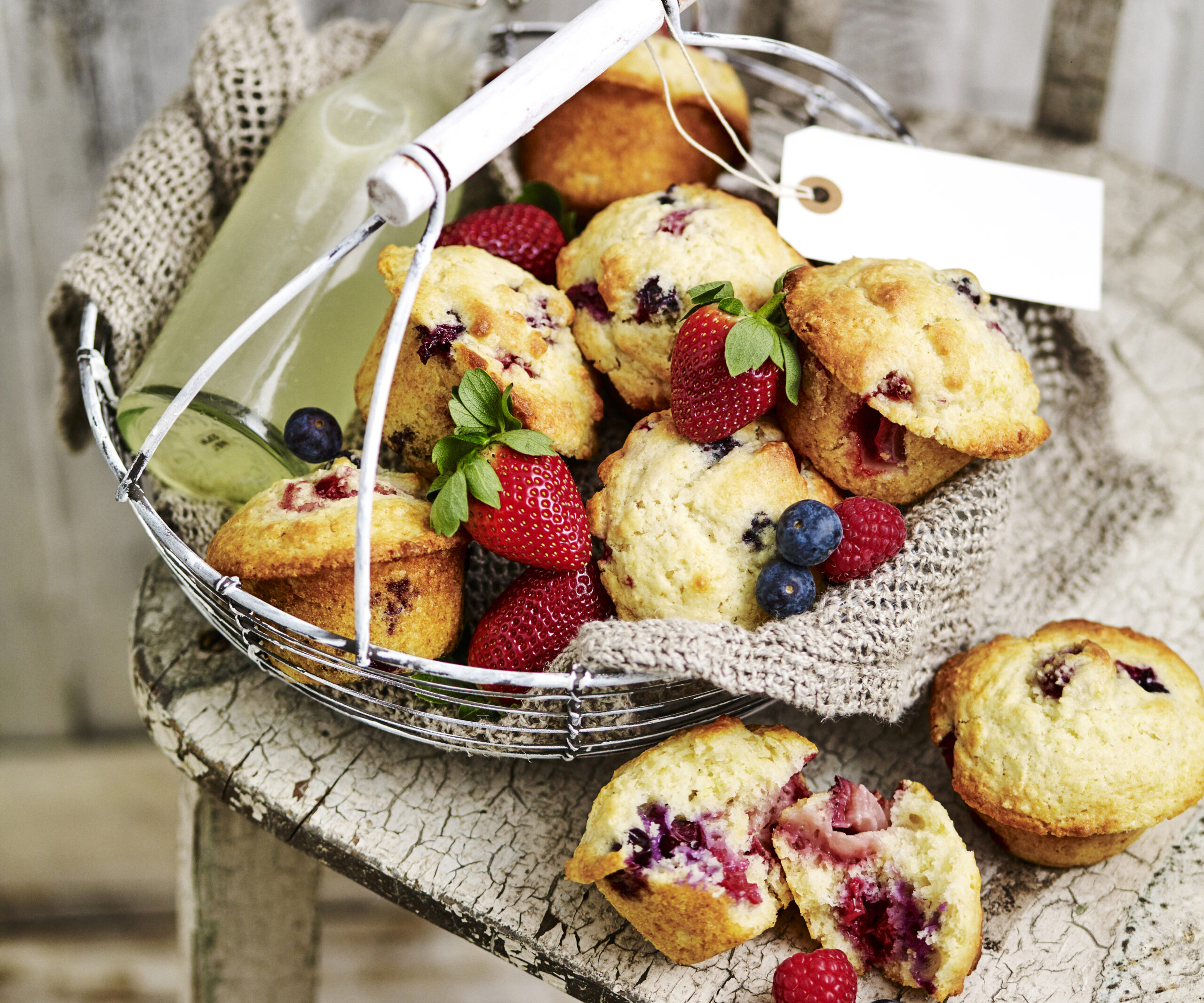 Berry muffins | Women's Weekly Food