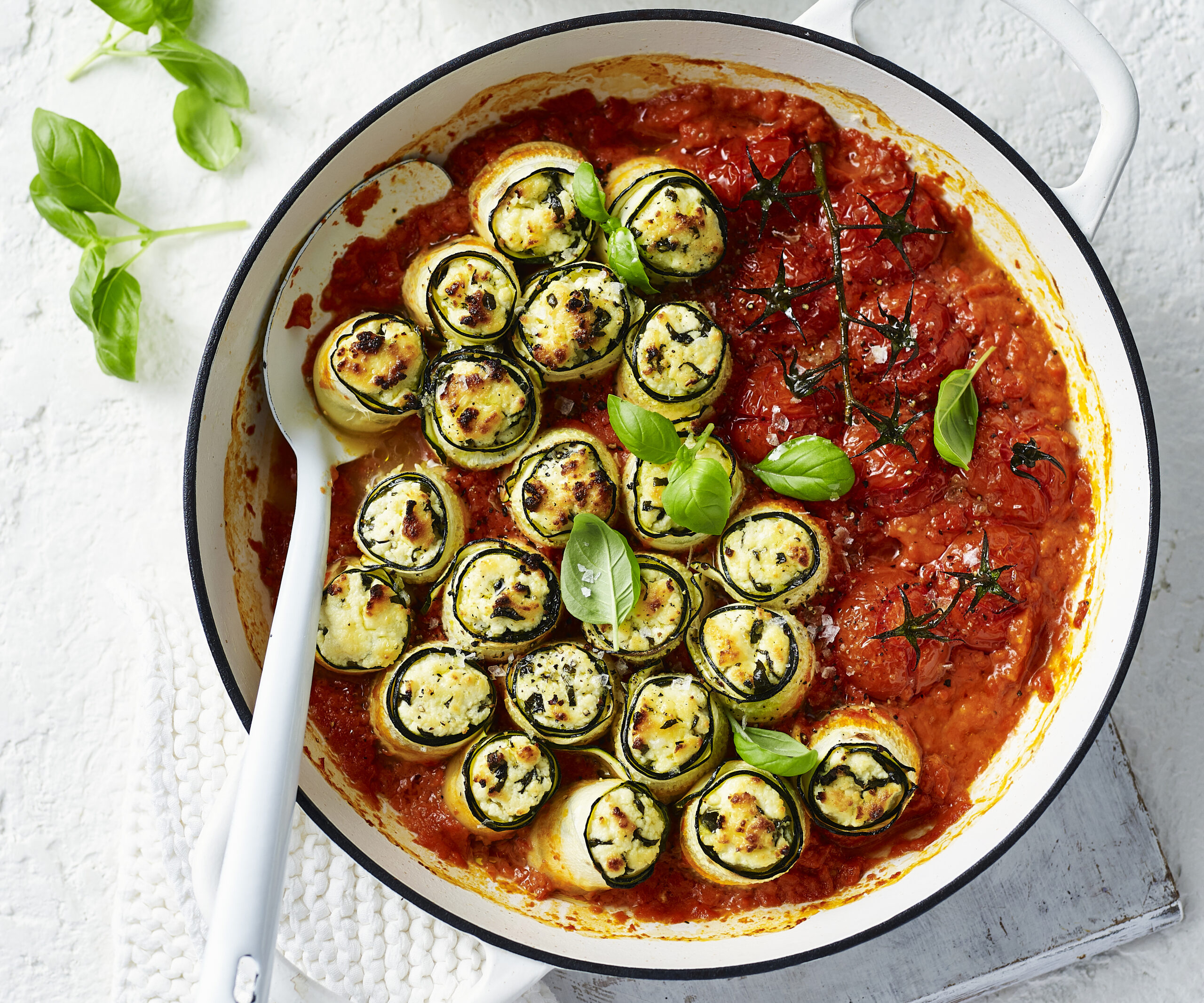 Ricotta zucchini rolls with roasted tomato sauce | Women's Weekly Food
