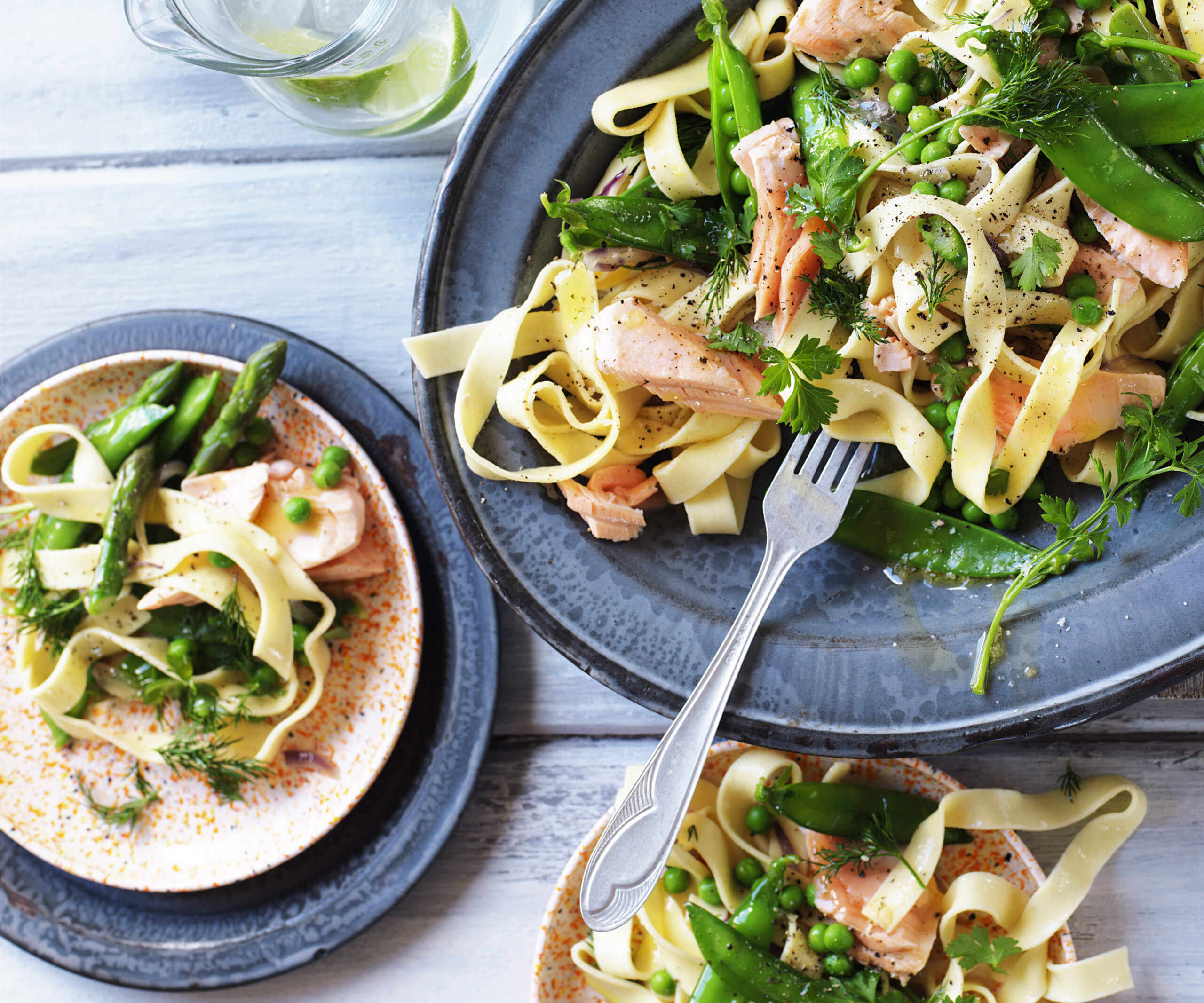 Pasta primavera with poached salmon | Women's Weekly Food