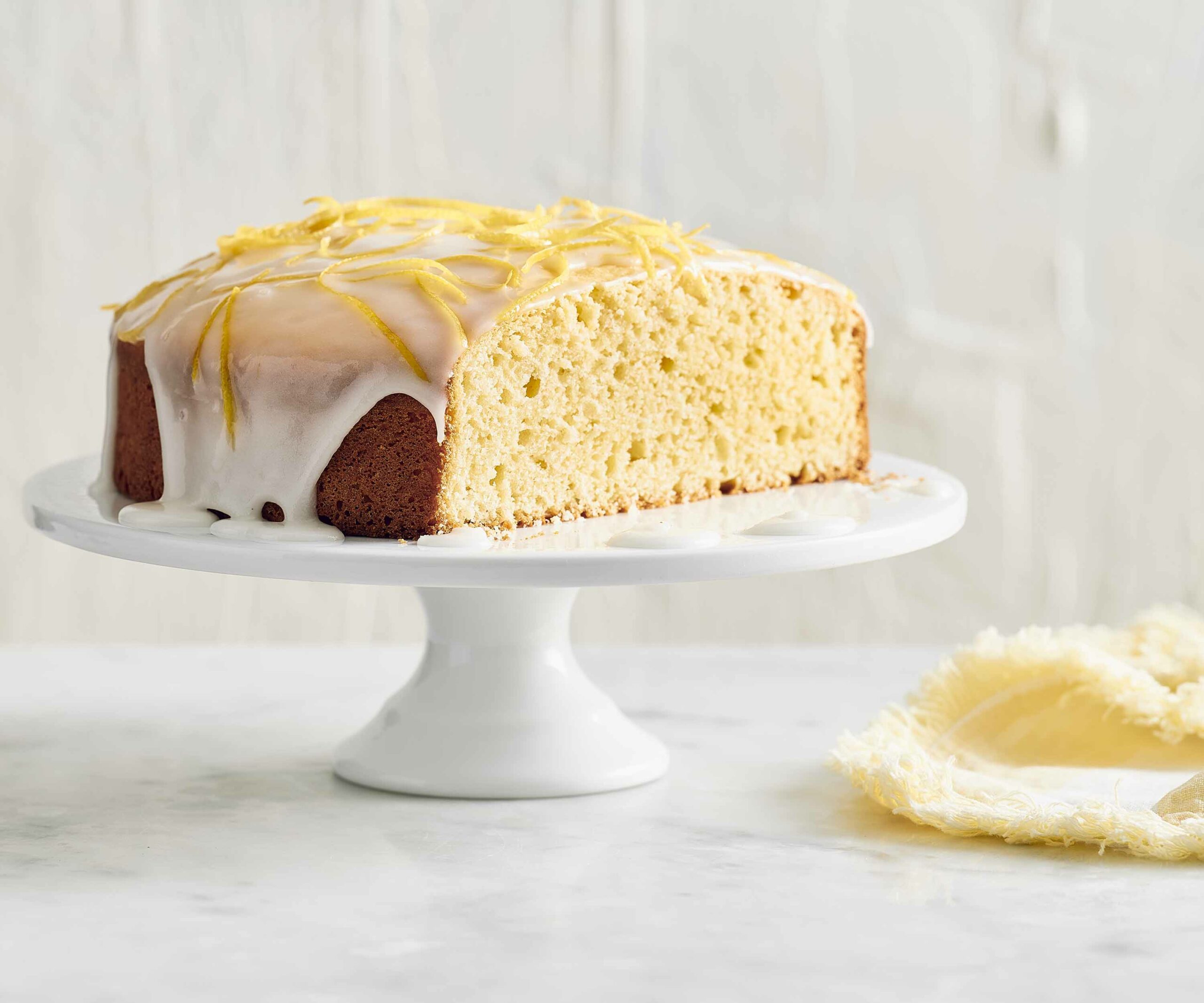 Luscious lemon cake recipe | Women's Weekly Food