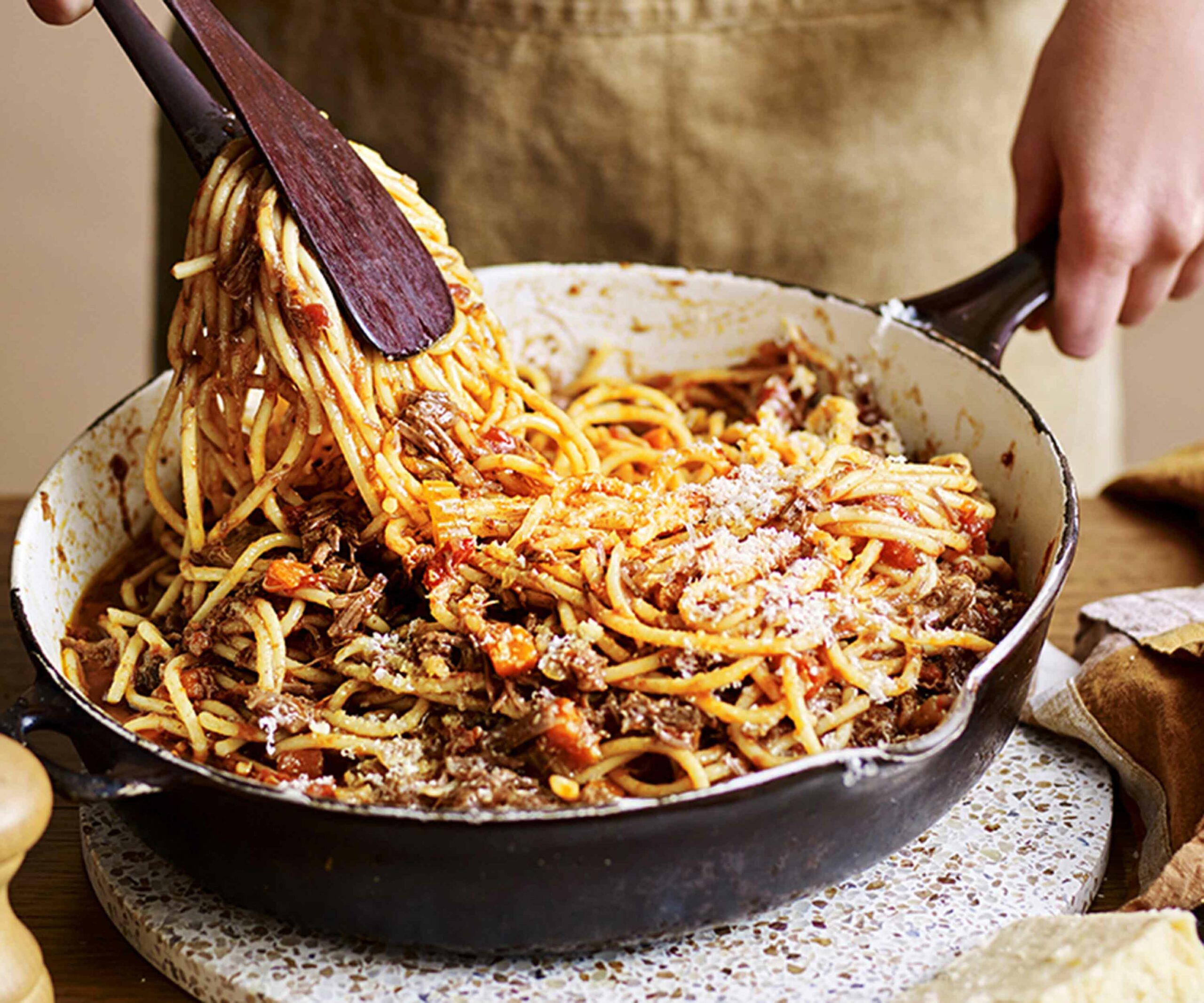 Pulled beef ragu with spaghetti | Women's Weekly Food